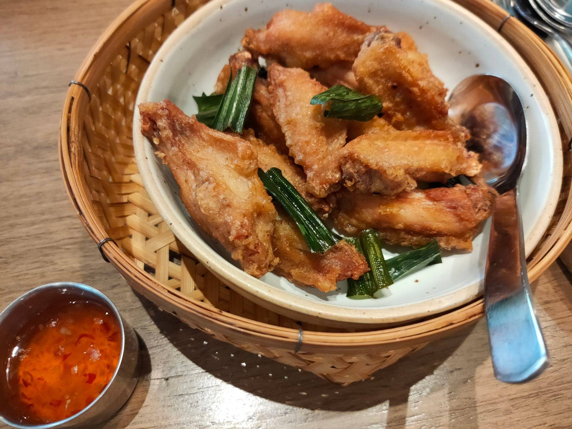 รูป Kinlenn Eatery & Play ร่วมฤดี