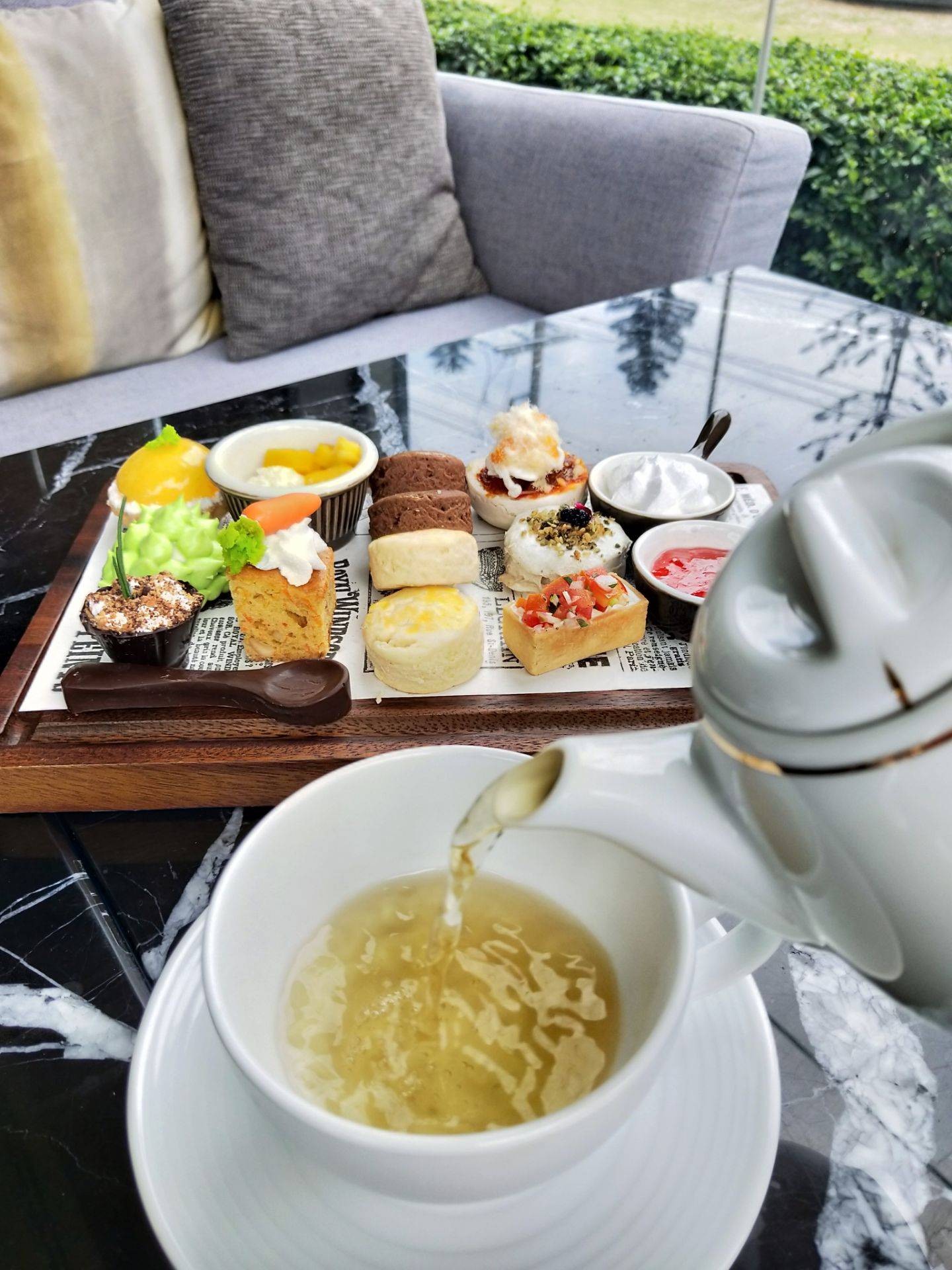 รูป The Hub Bar & Deli by Holiday Inn Siracha