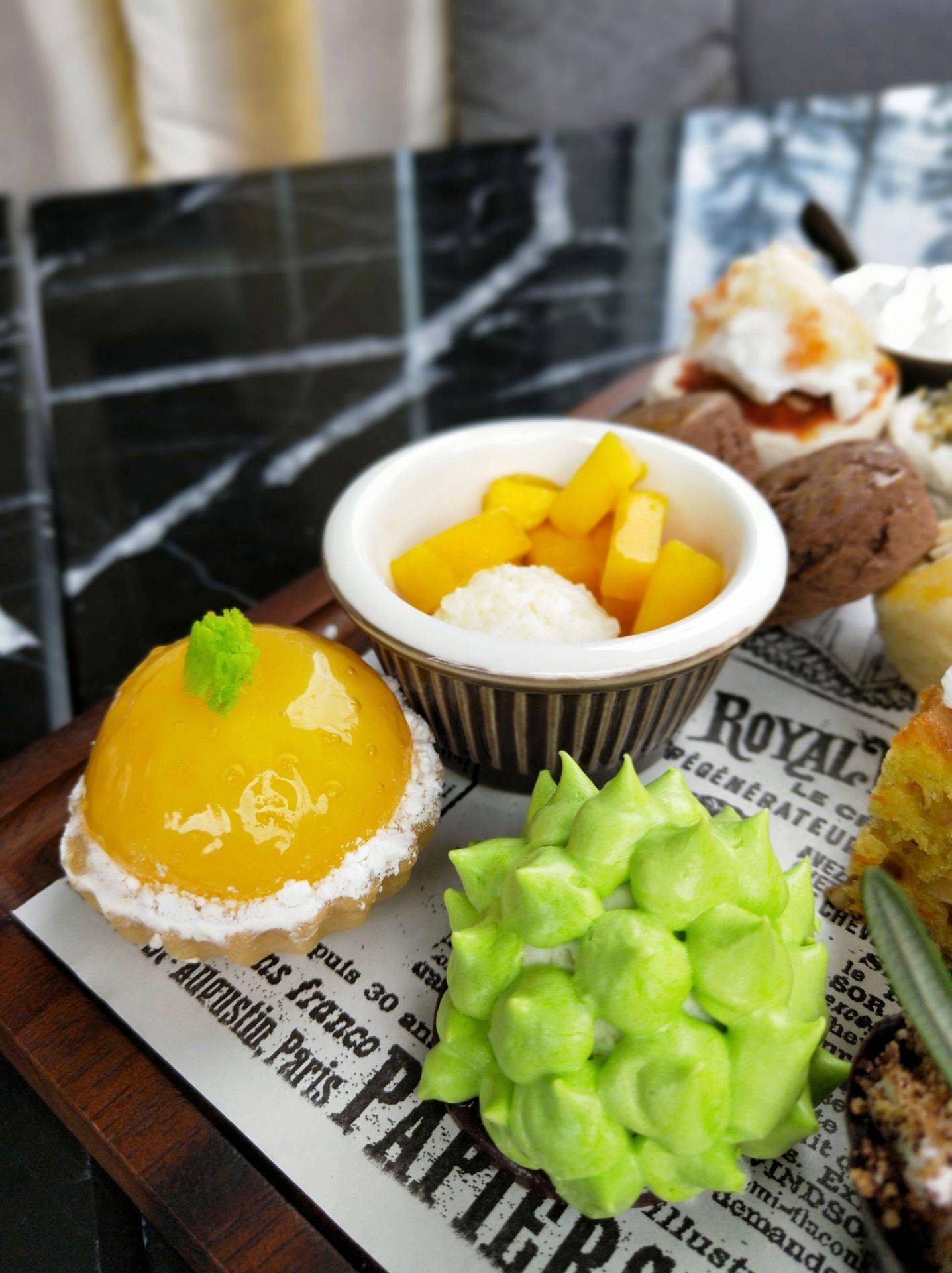 รูป The Hub Bar & Deli by Holiday Inn Siracha