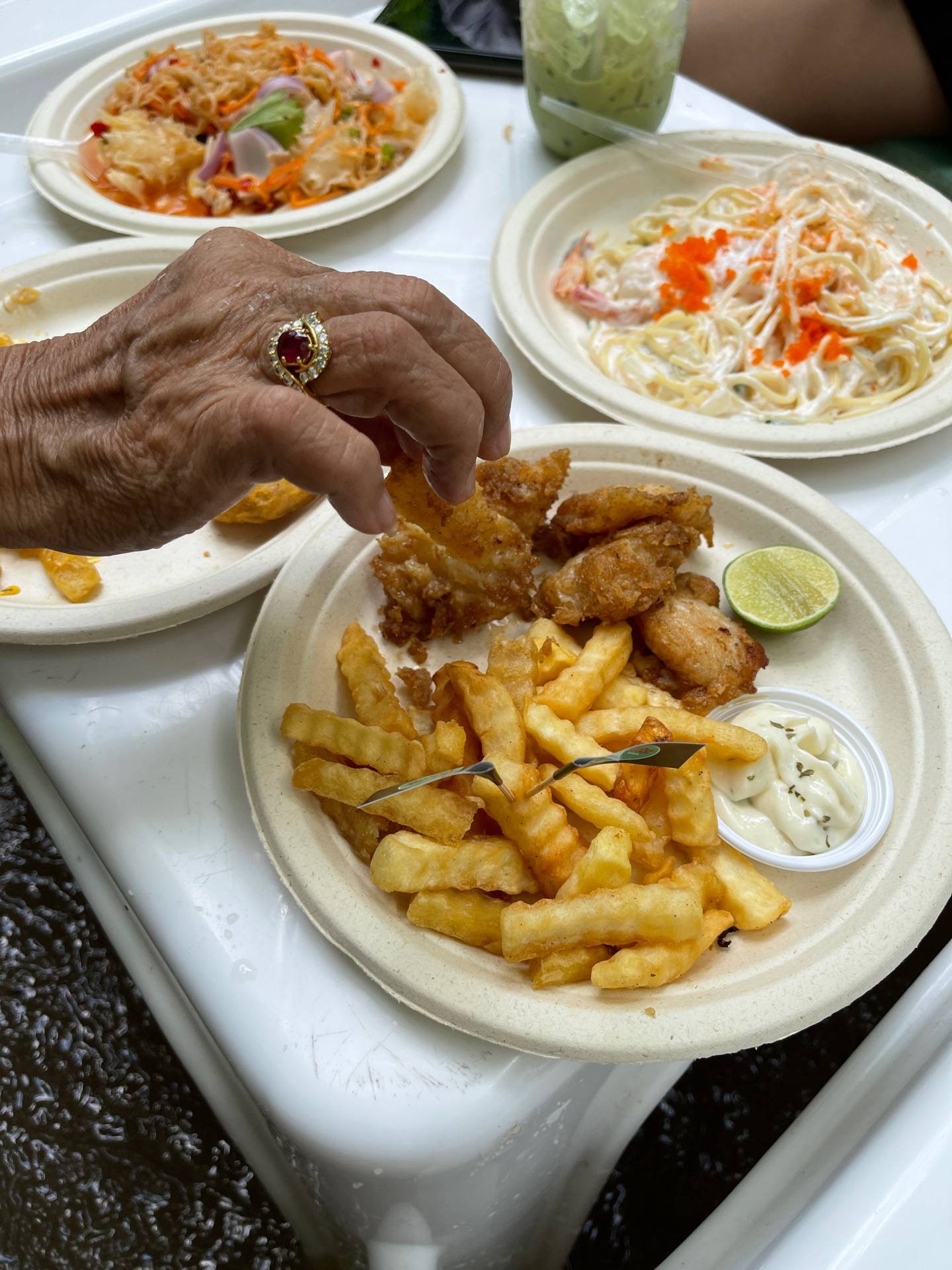 รีวิว Thasai Skimboards Cafe ศรีราชา - บรรยากาศดี อาหารไม่แพง