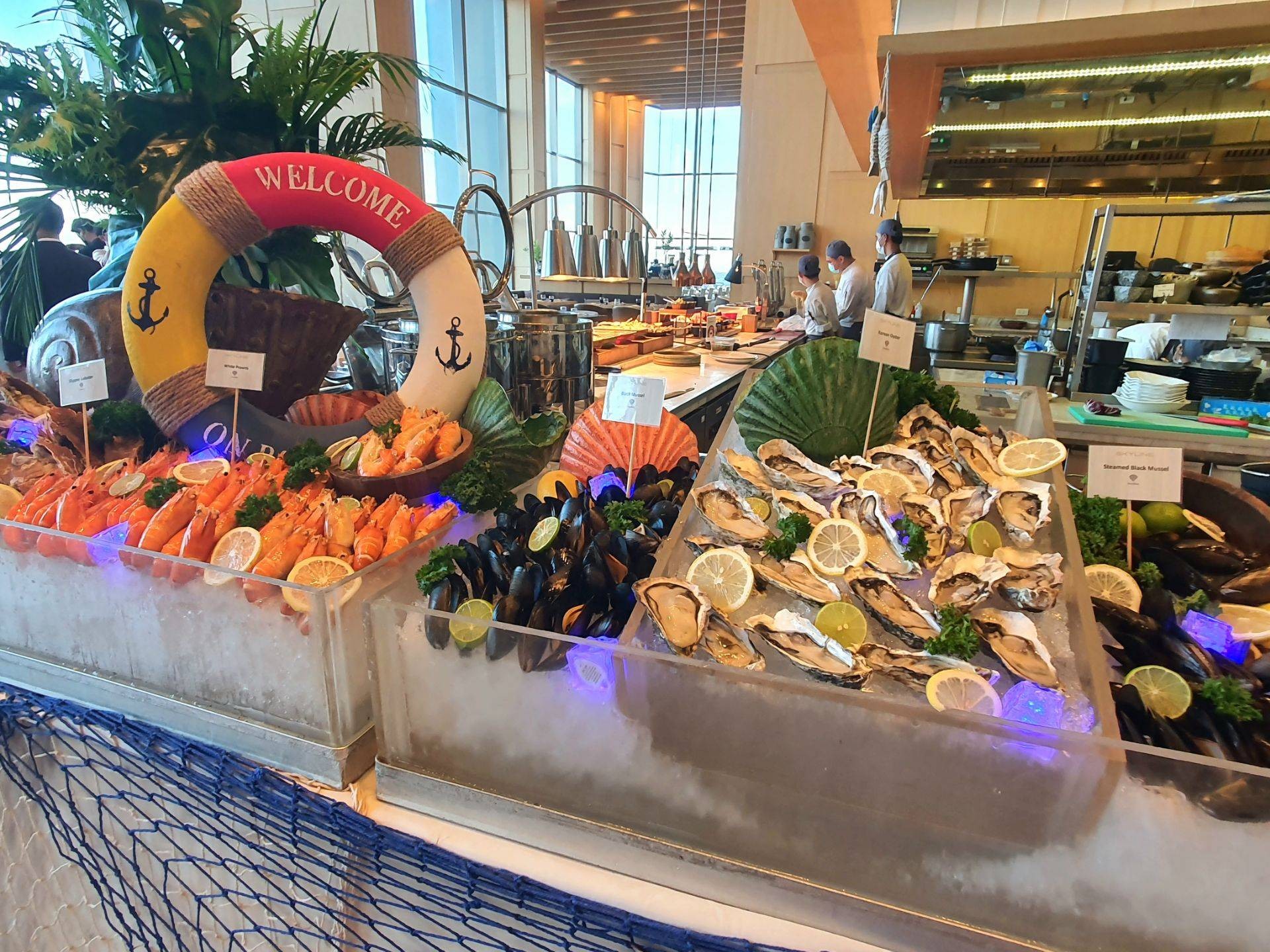 รูป Skyline Restaurant Avani+ Riverside Bangkok Hotel