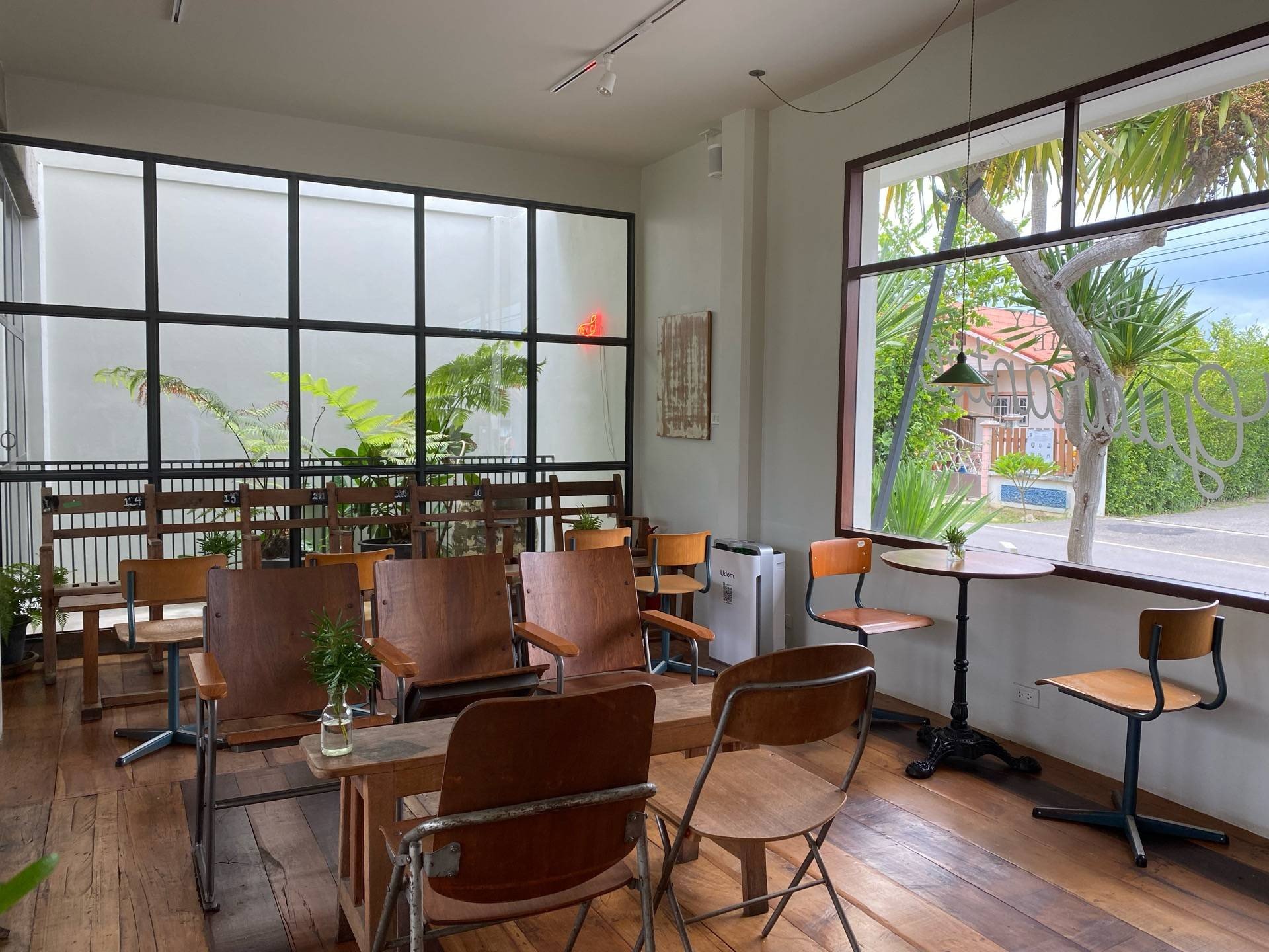 รีวิว Normal cafe & stay ราชบุรี - คาเฟ่ริมน้ำบ้านโป่ง