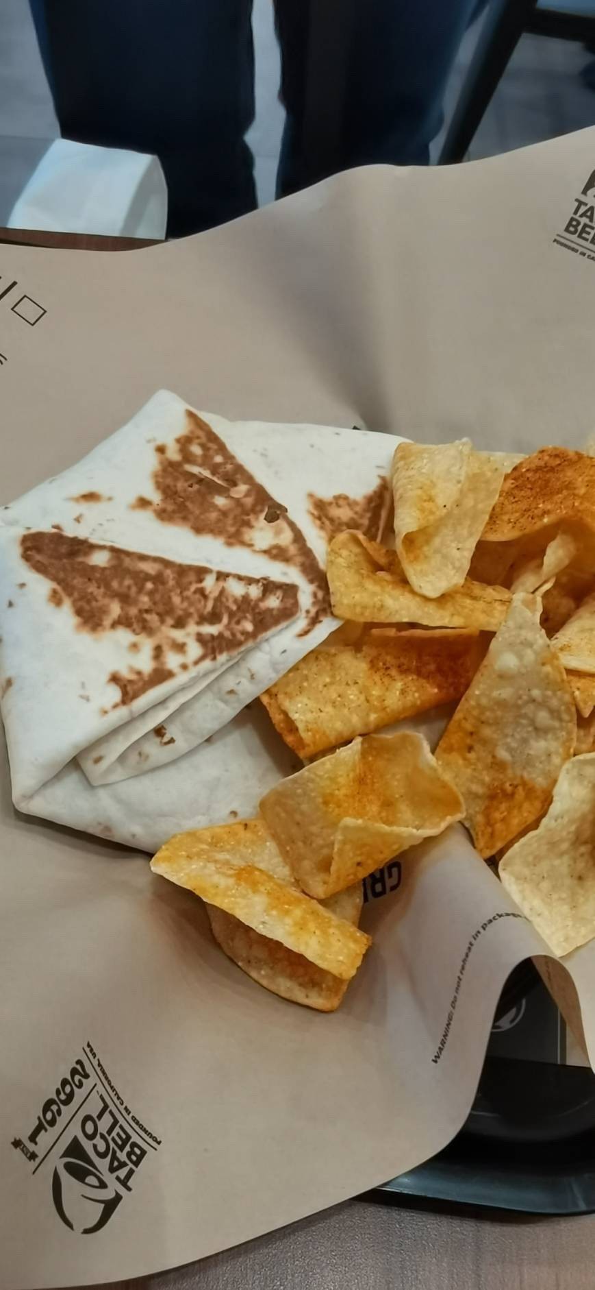 Crunchwrap Supreme (Ground Chicken) COMBO ร้าน Taco Bell Central Plaza ...