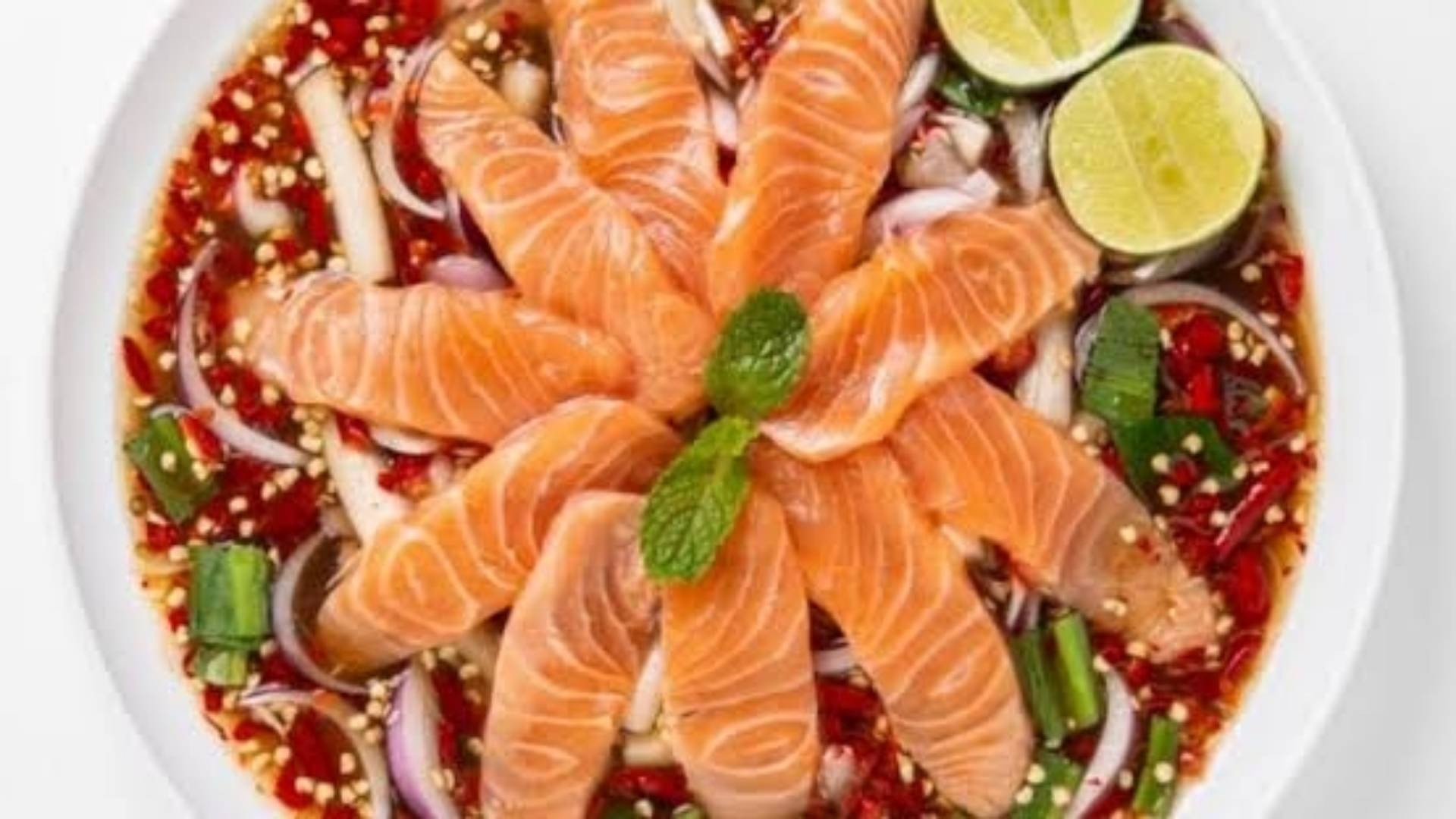 ส้มตำแซลมอนแซ่ปนัว Som Tum Salmon Zab Nua Som Tum Salmon Zab Nua - สั่ง ...