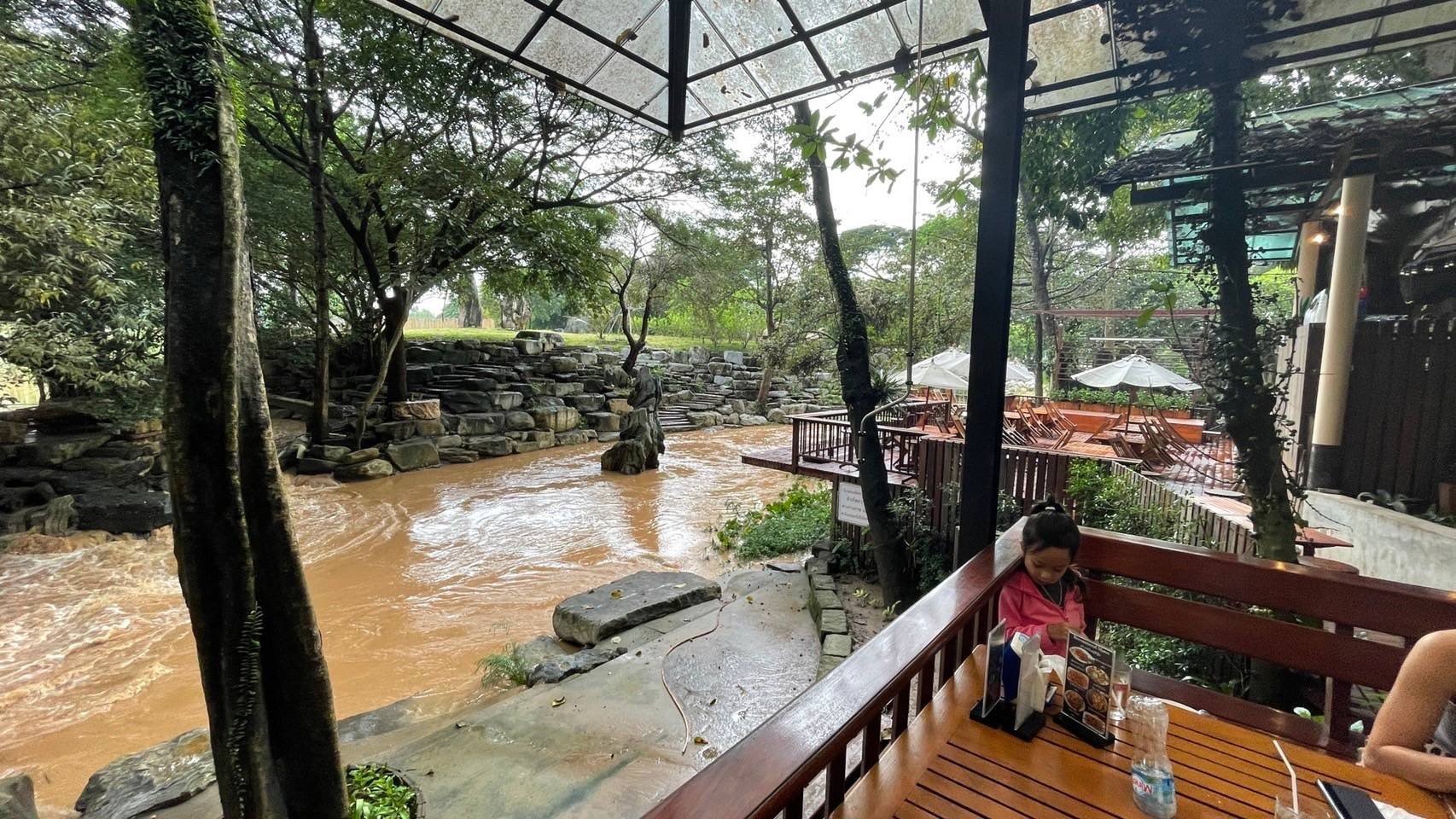 รีวิว Tonnam Cafe Khaoyai