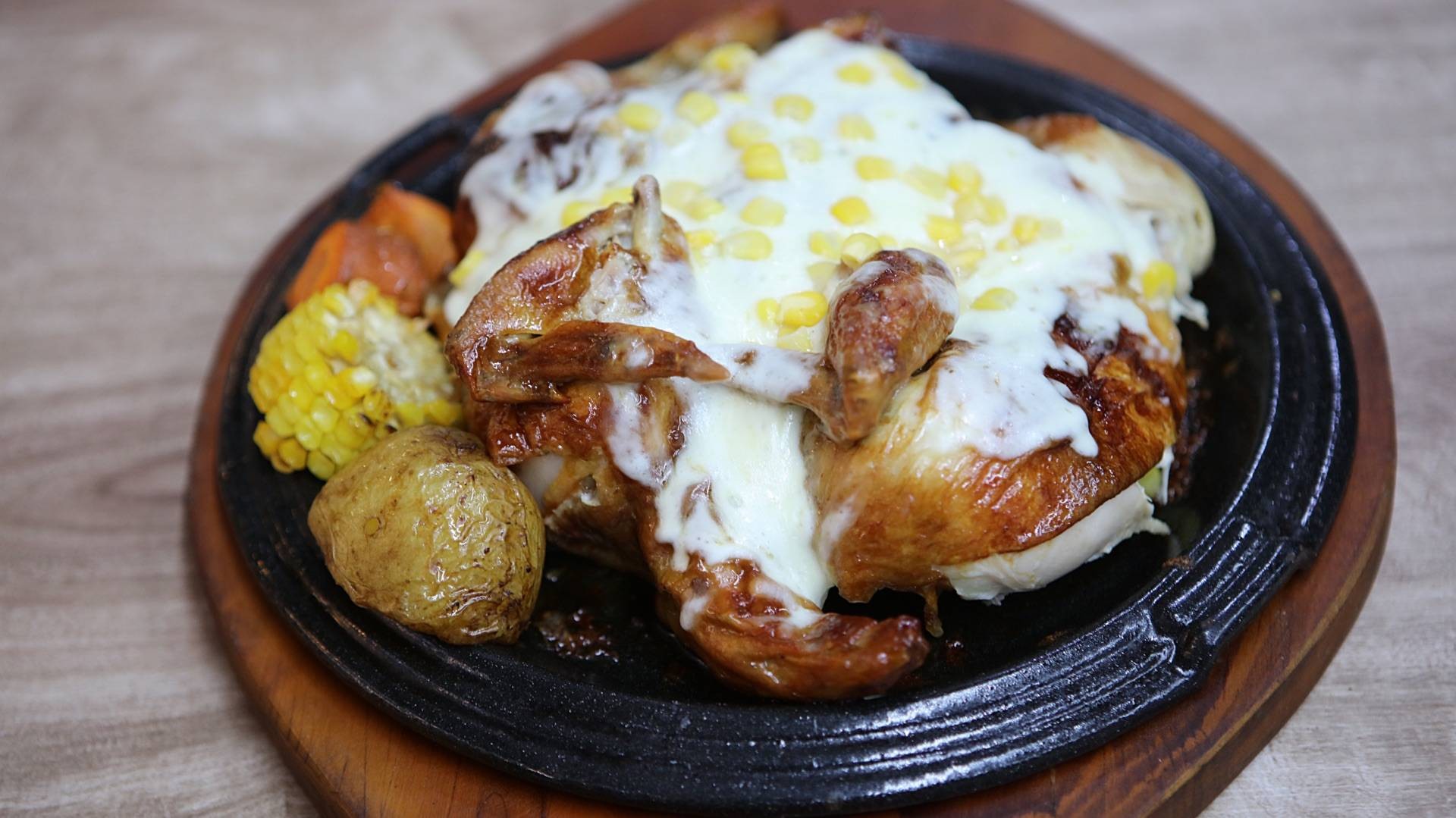 TONG DAK (ทงดัก) ไก่ย่างเกาหลี - สั่งอาหารเดลิเวอรี | Wongnai x LINE MAN