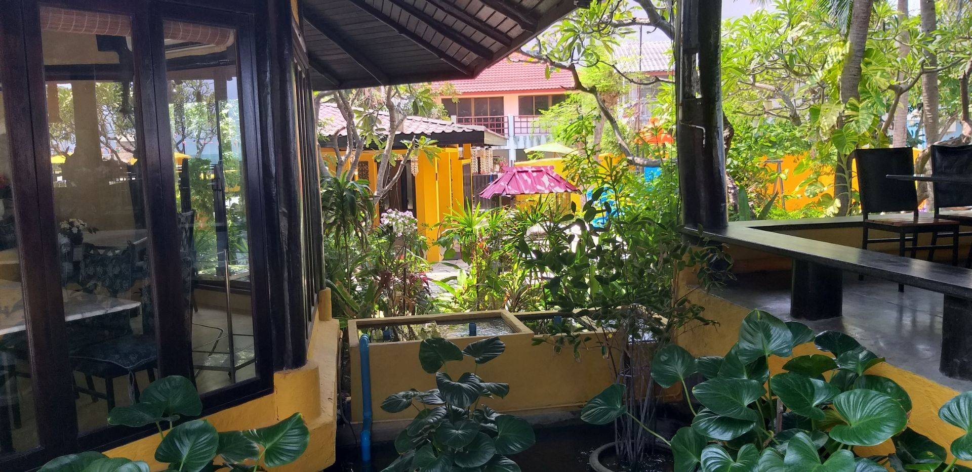 รูป สุภัทรา บาย เดอะ ซี - Wongnai