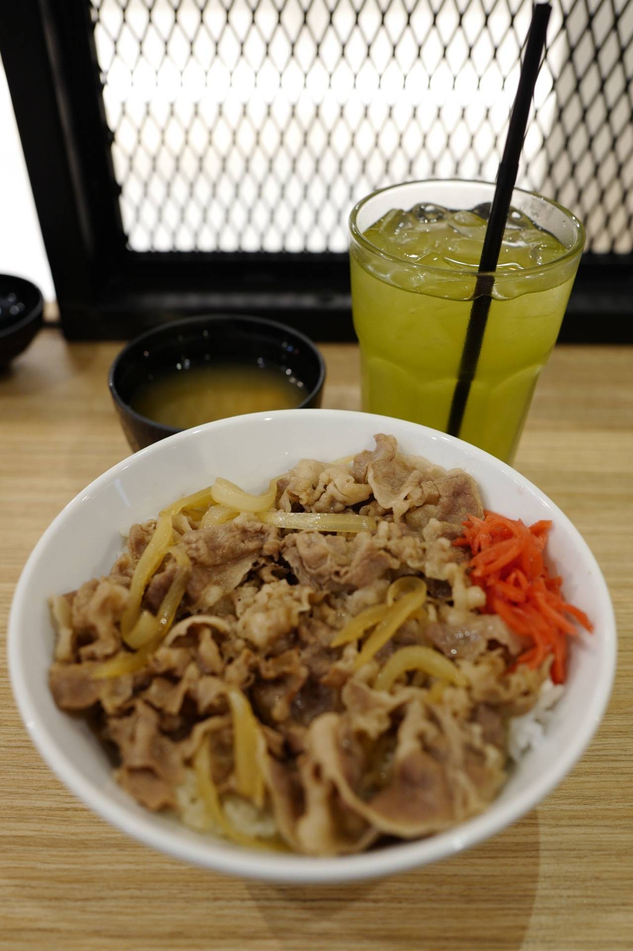 รีวิว ข้าวหน้าโคตรเนื้อโชนัน Big C Rama 2 - หลัง ๆ เห็นเปิดสาขาแต่ใน Big C