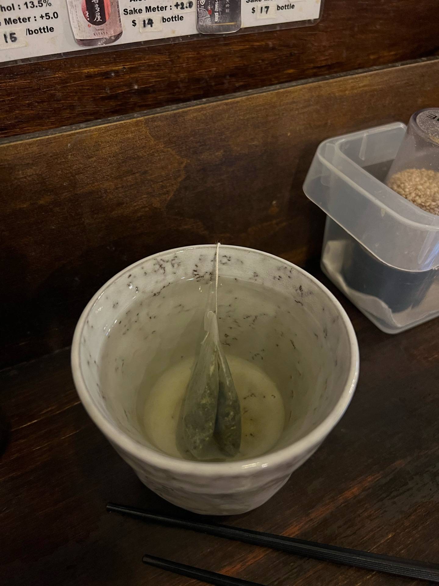 รีวิว Mr Ramen San - Cute ramen corner for hearty ramen and free extra ...