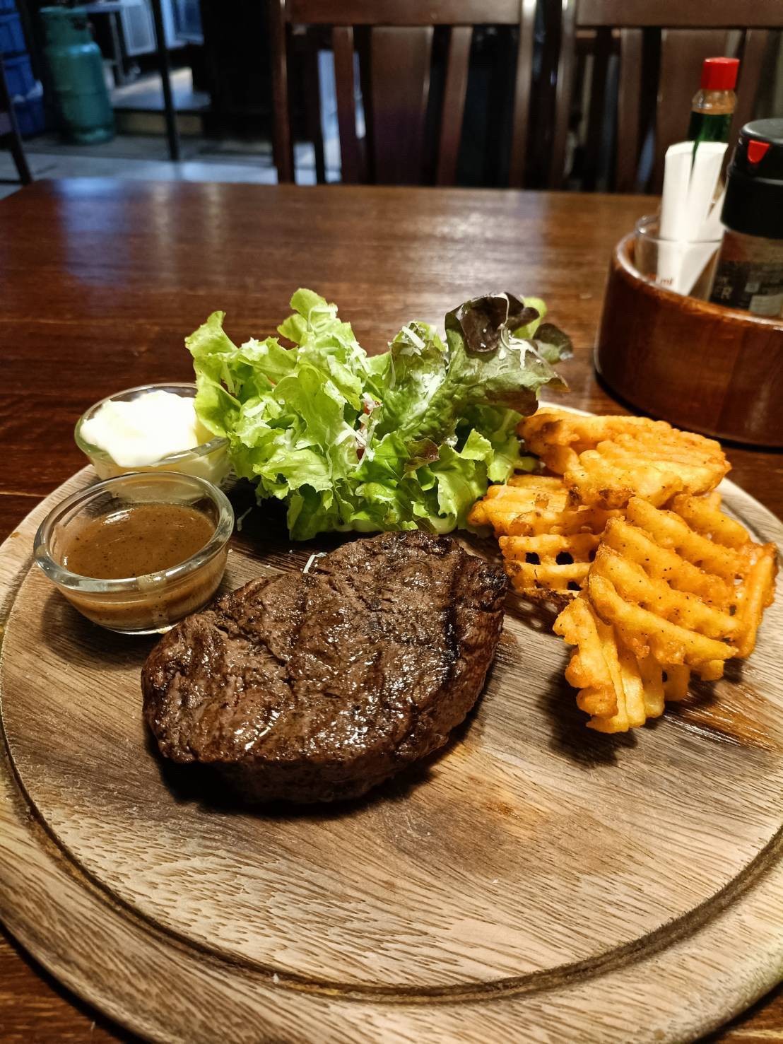 รูป CHEF CLINT CNX เชียงใหม่