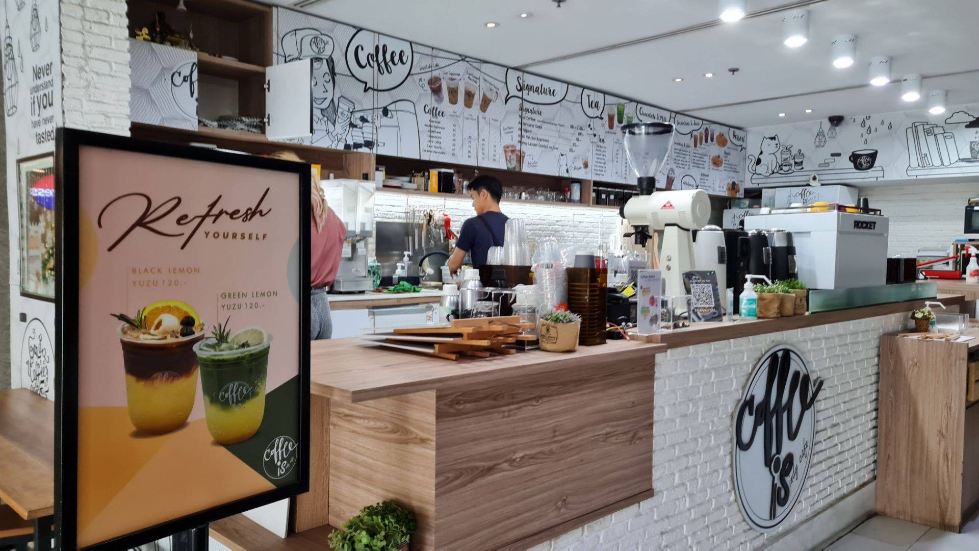 รีวิว Coffee is Indy Cafe สาขาตึกเอ็มไพร์ทาวเวอร์สาทร - ชาไทย หวานน้อย ...