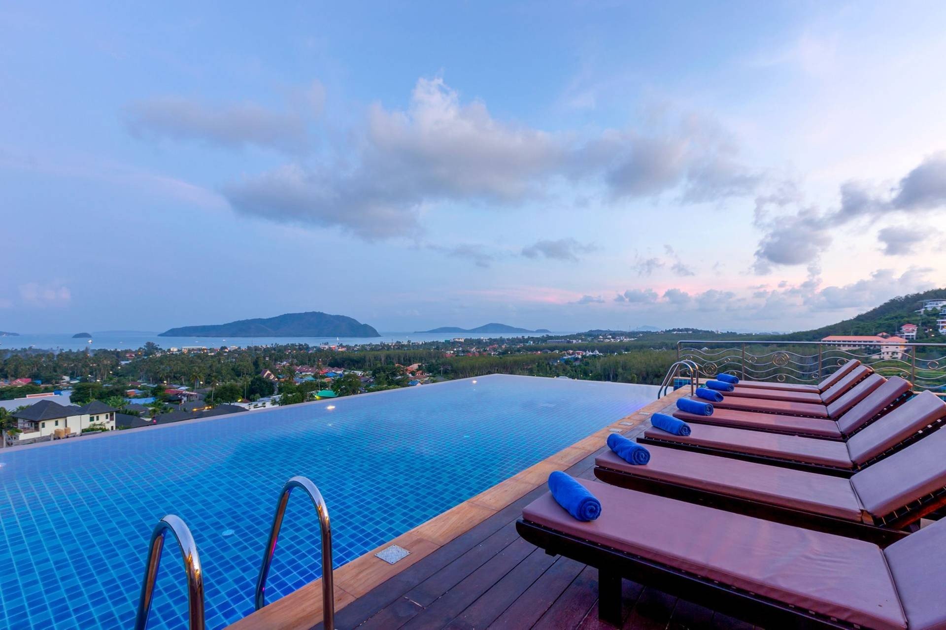 รีวิว The View Rawada Resort And Spa Phuket Hotel (เดอะวิว ราวาด้า ...