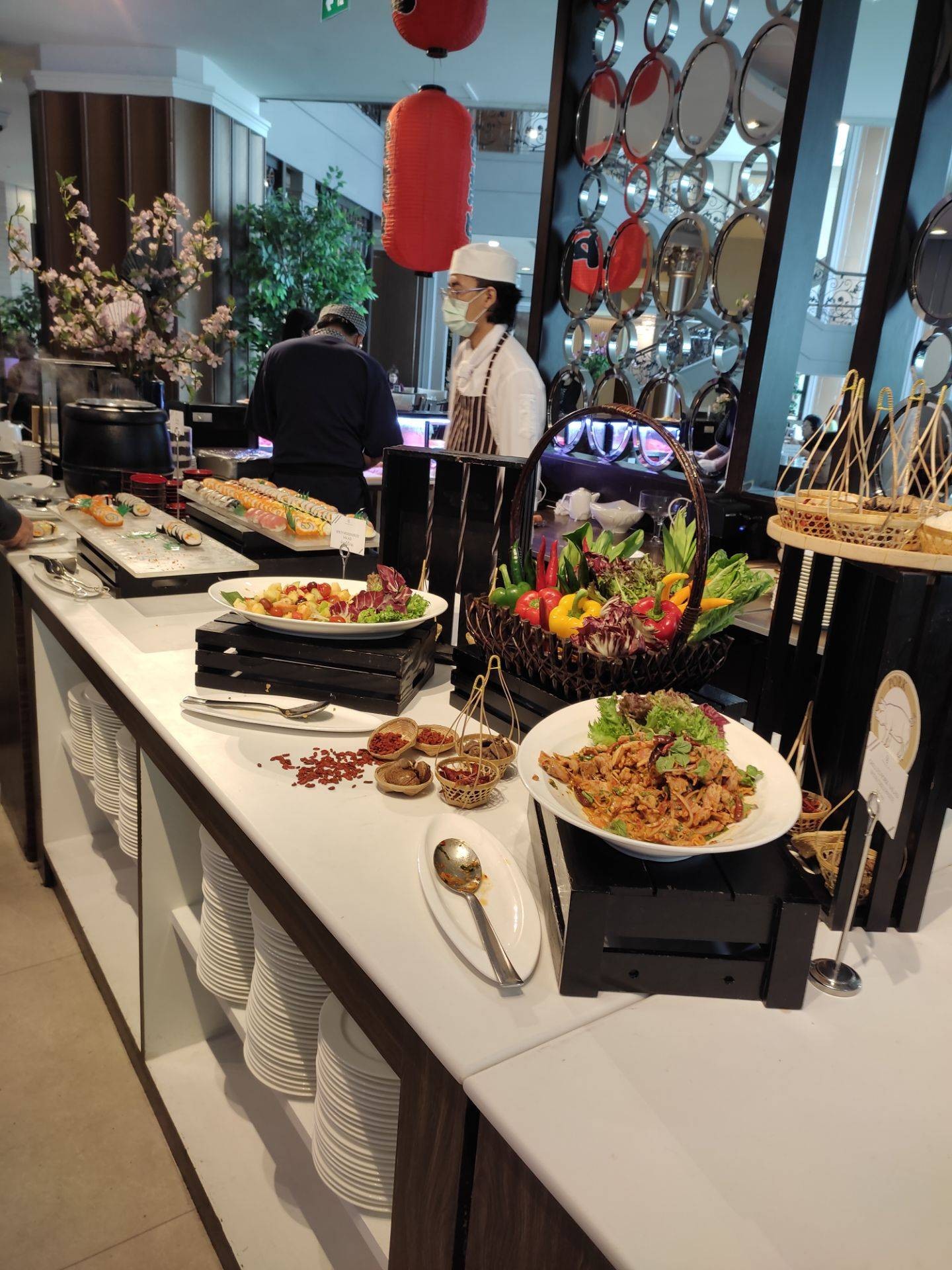 พล่าหมู ร้าน The Berkeley Dining Room เดอะพาลาเดียมเวิลด์ช็อปปิ้ง - Wongnai