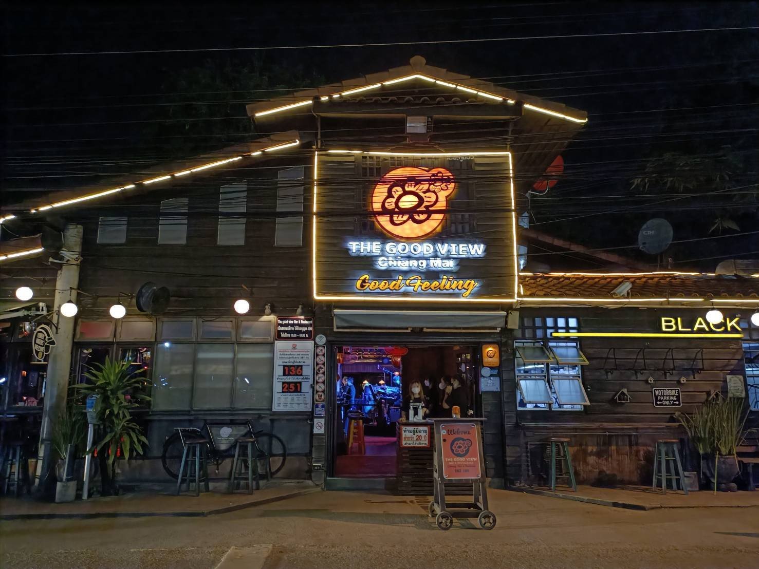 รีวิว The Good View Bar And Restaurant เชียงใหม่ - เพลงเพราะ ร้านอาหาร ...