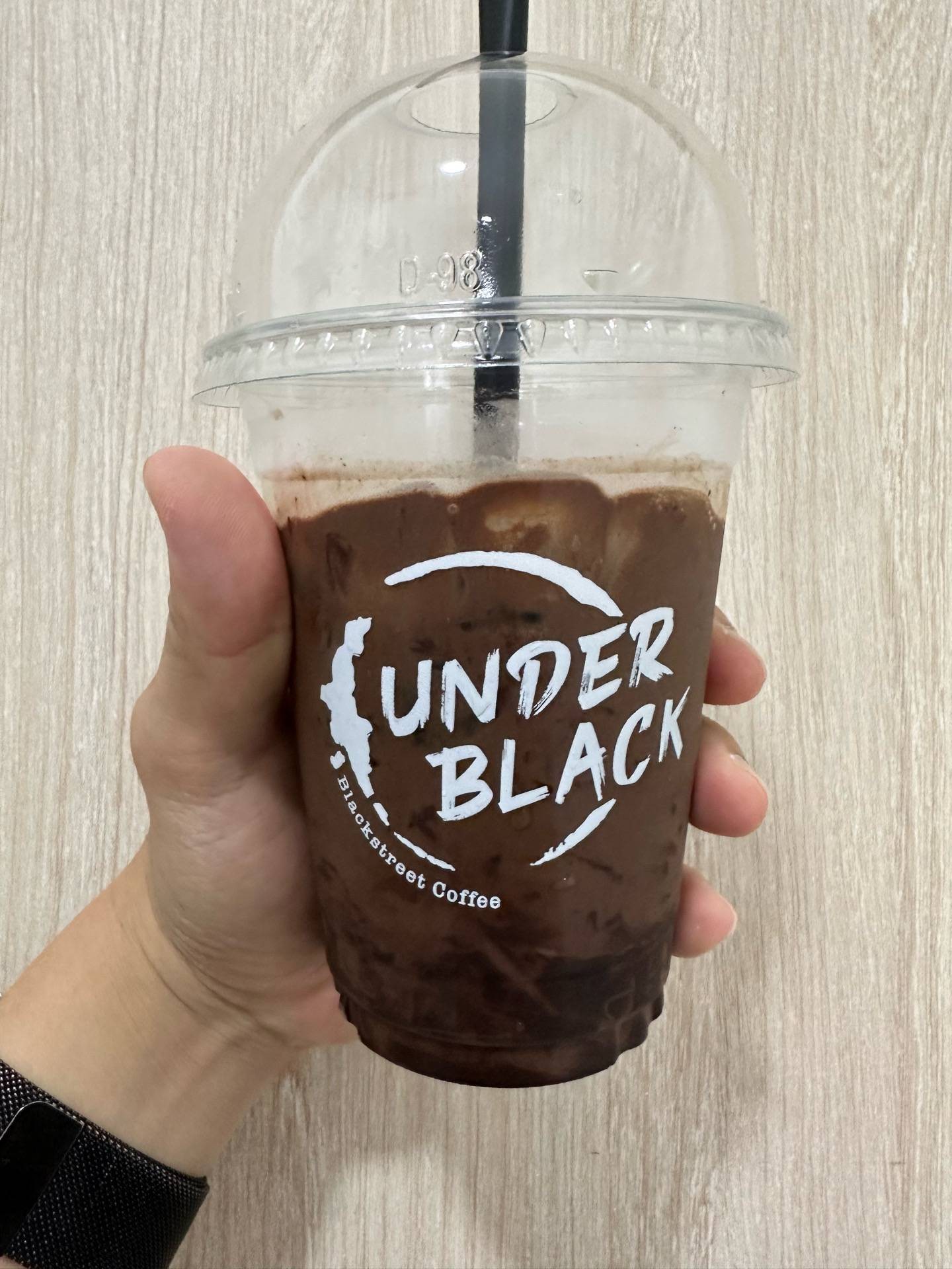 รีวิว อันเดอร์แบล็ค คอฟฟี่ ทาวน์อินทาวน์ - อร่อยเข้มข้น อยู่ไกลก็ยังสั่ง