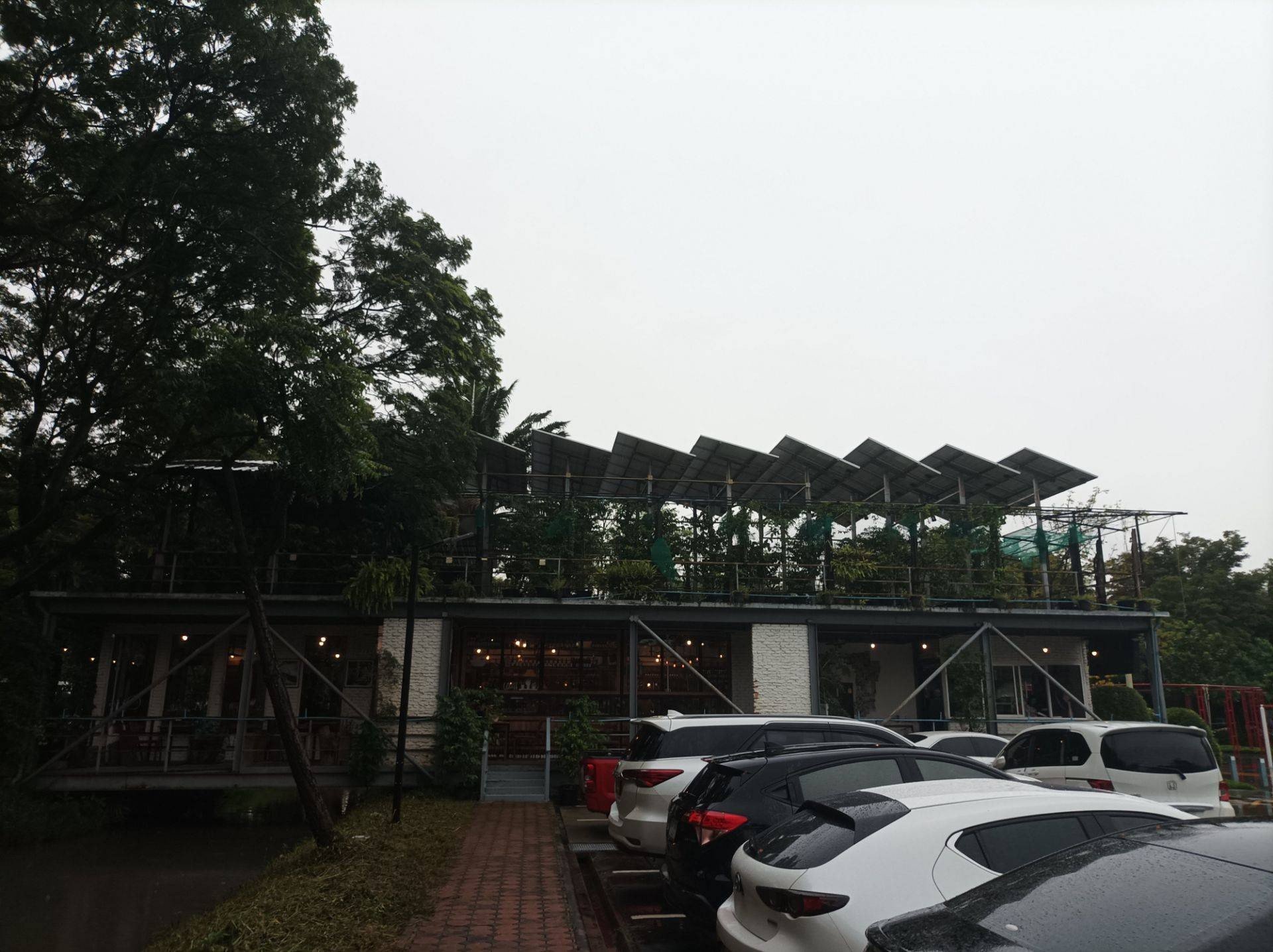 รีวิว Solar Cafe ม.ธรรมศาสตร์ - คาเฟ่ ใน ม.ธรรมศาสตร์