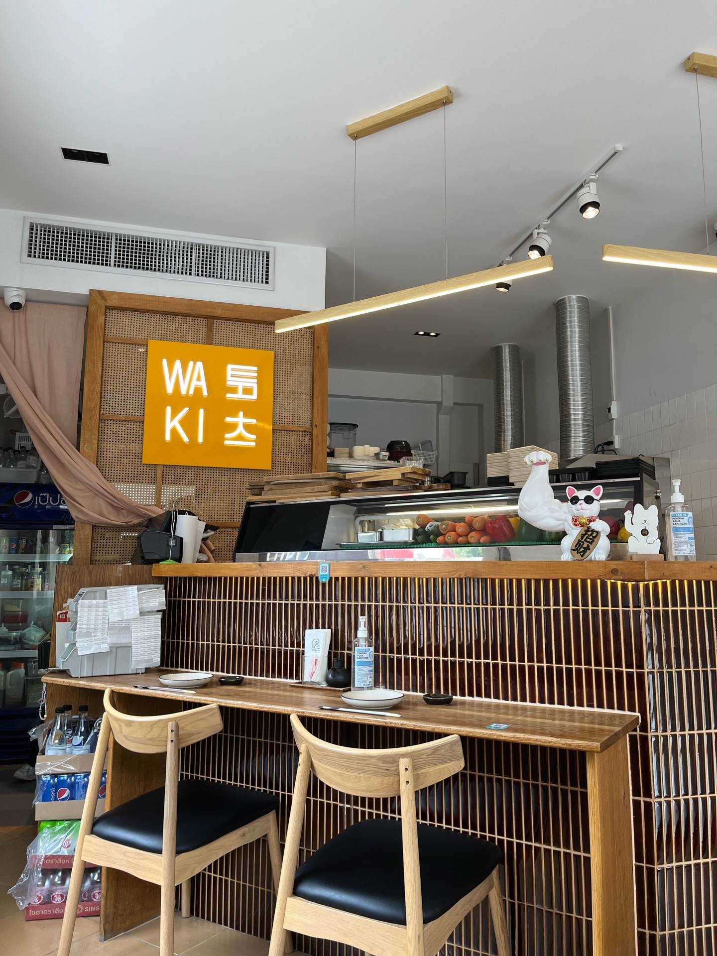 รูป WAKI WAKI Vegetarian & Vegan Sushi Bar Sukhumvit 24