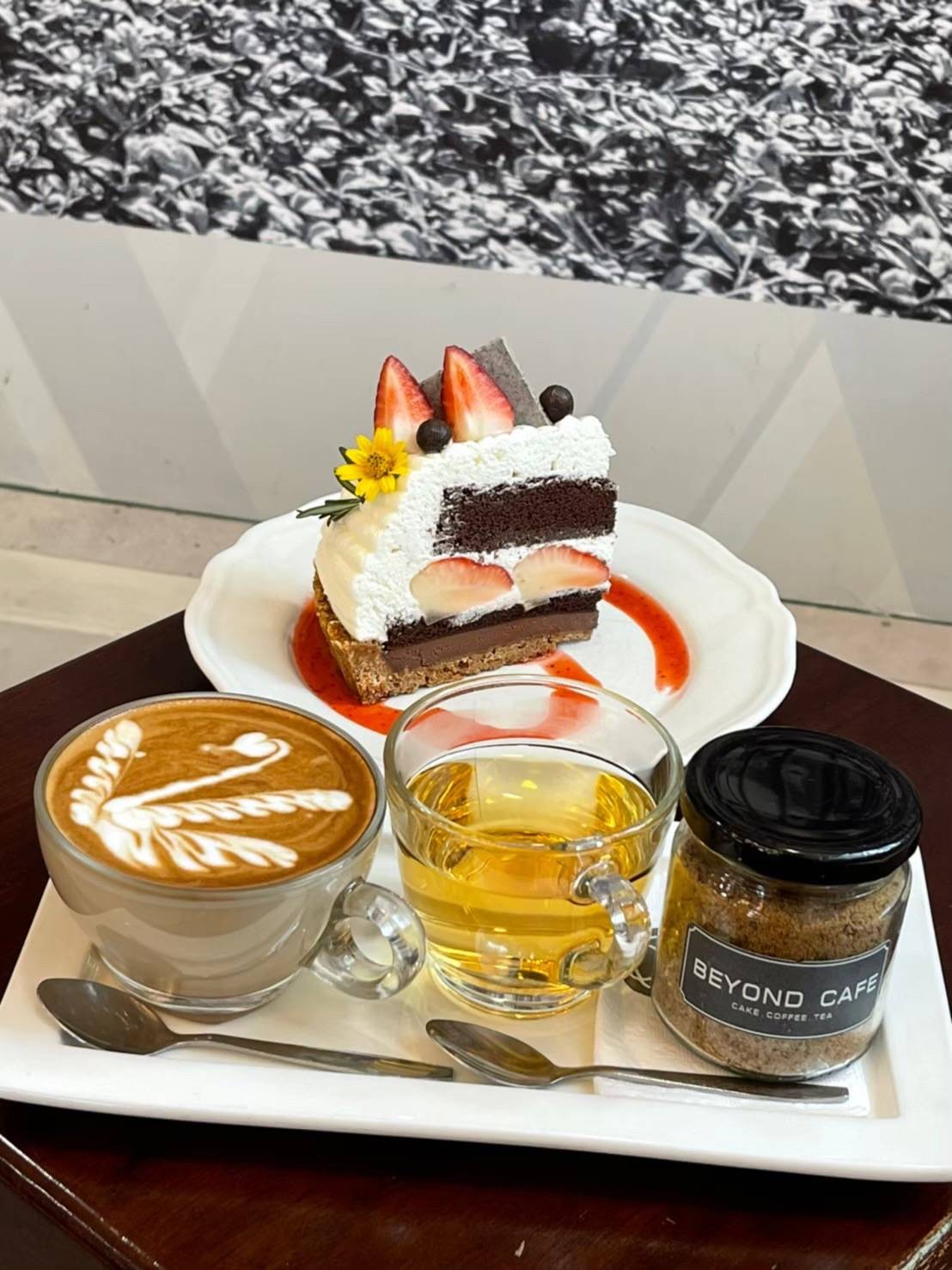 รีวิว BEYOND CAFE (บียอนด์ คาเฟ่ กาแฟ เค้ก) สาขาบุญถาวร - ชอบมาก มากี่ ...