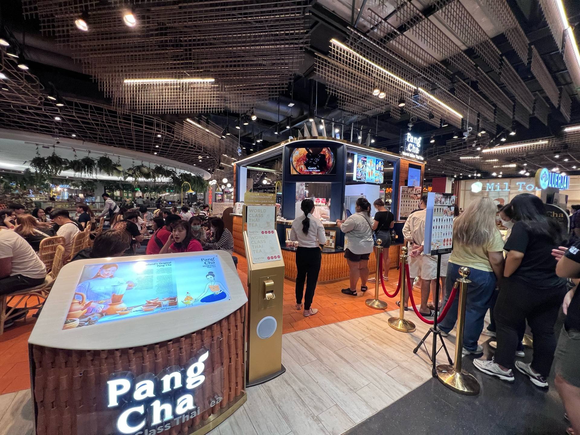 รีวิว Pang Cha เซ็นทรัล ลาดพร้าว - ปังชา ชาไทยดังไกลระดับโลก