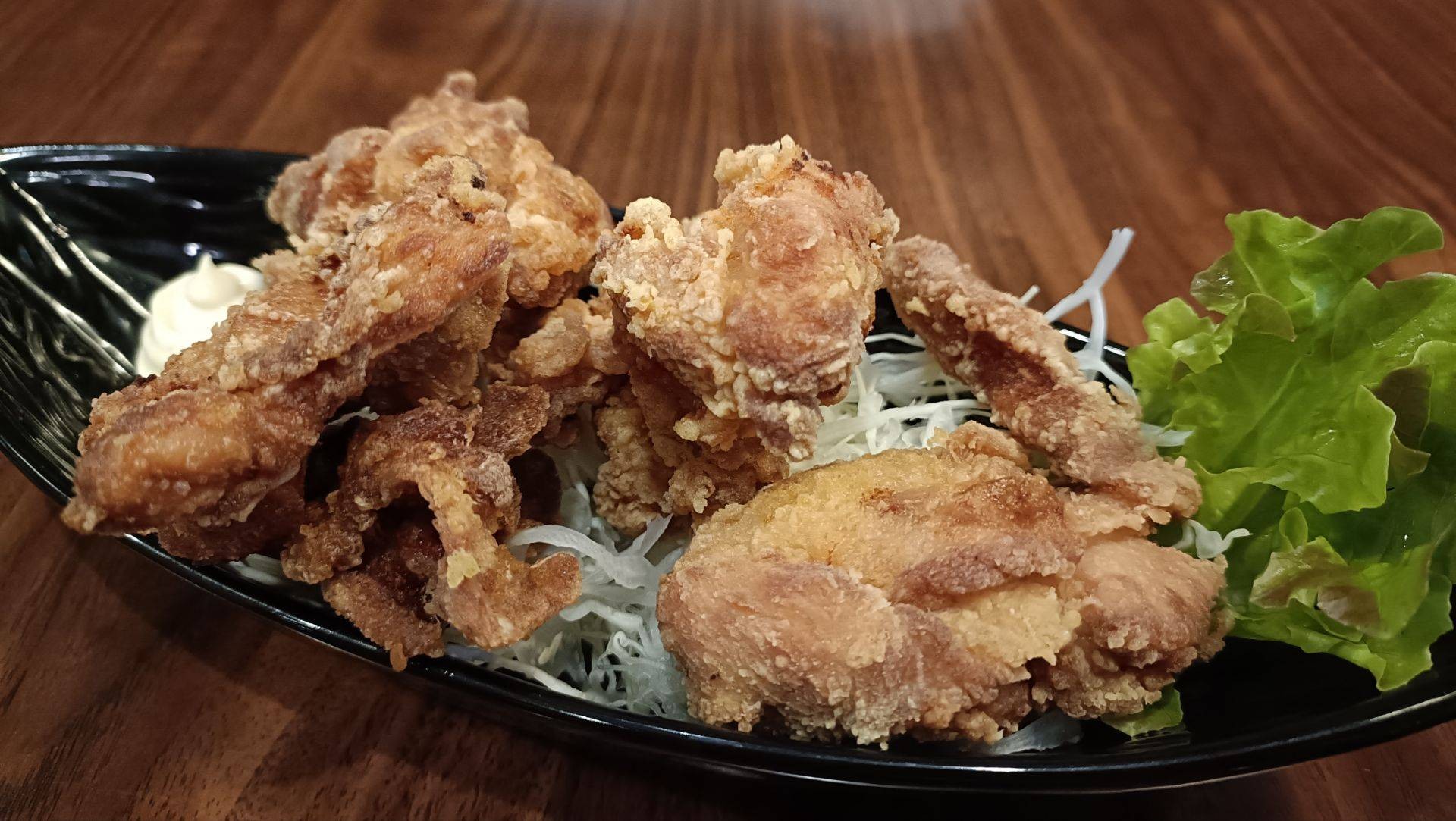 ไก่ทอด ร้าน Uchidaya Ramen (อุชิดายะ ราเมน) ธนิยะ