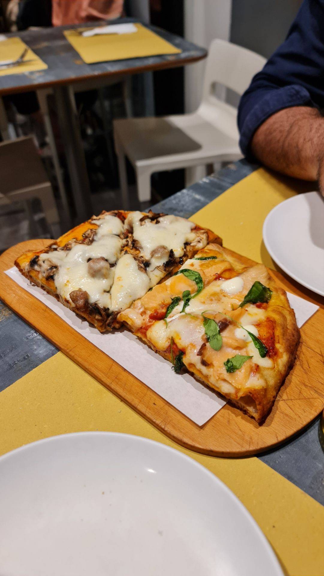 รีวิว Pala Pizza Romana MRT สุขุมวิท - เธออิตาบีก็ต้องยอม ร้านนี้คือที่สุด