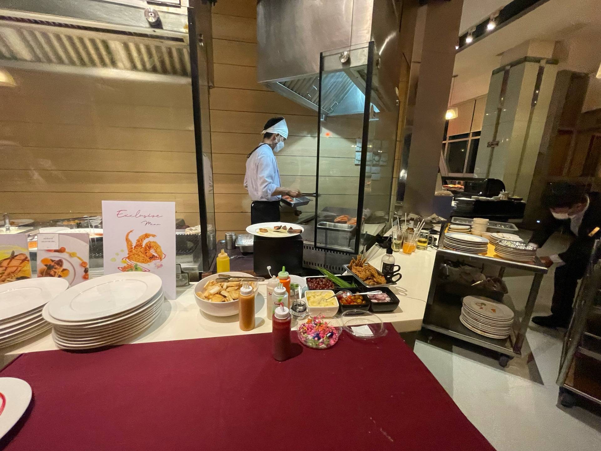 รูป BANGKOK BALCONY Baiyoke Sky Hotel ชั้น 81