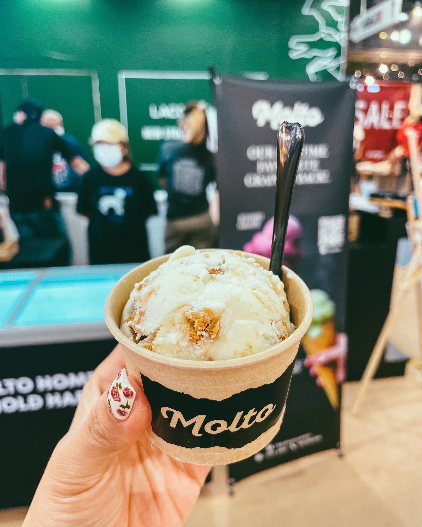 รีวิว Molto Gelato Central world - หลากหลายรส อร่อยค่ะ - Wongnai