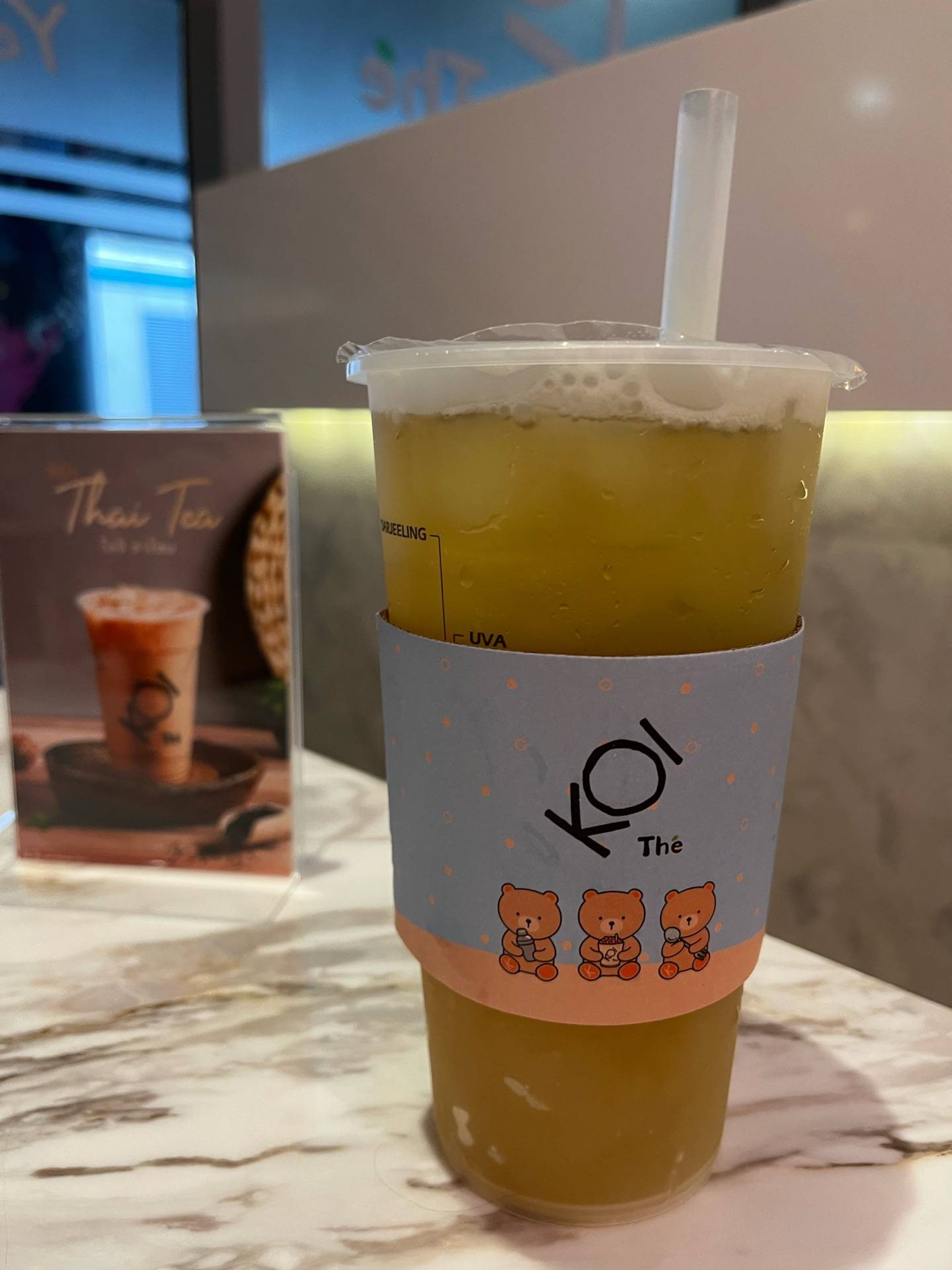 รีวิว KOI The' Silom Complex - นั่งพักจิบน้ำชาในสีลม complex