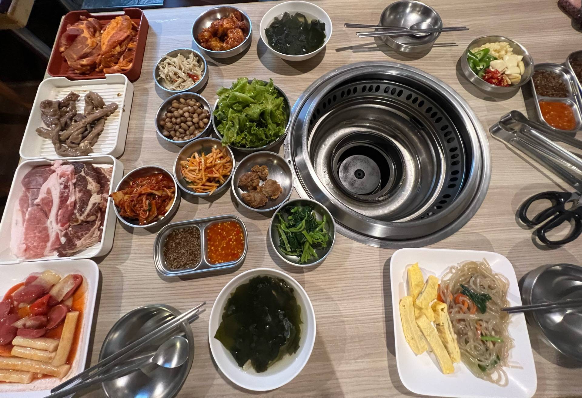 รีวิว Kwang Han Roo - เครื่องเคียงเยอะสั่งได้เรื่อย ๆ รอบนี้ไส้ย่าง ...