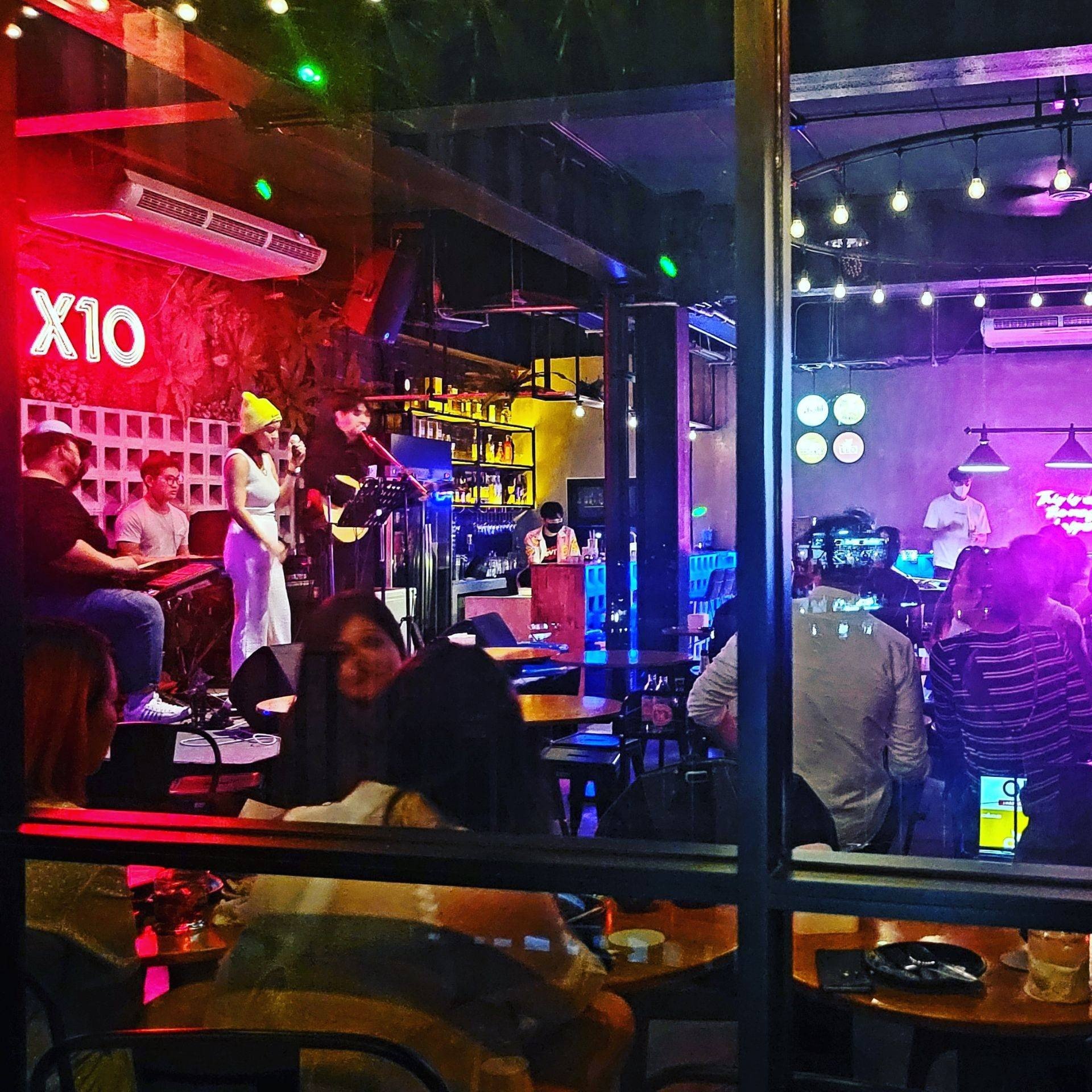 ร้าน X10 เมืองทอง | รีวิวร้านอาหาร