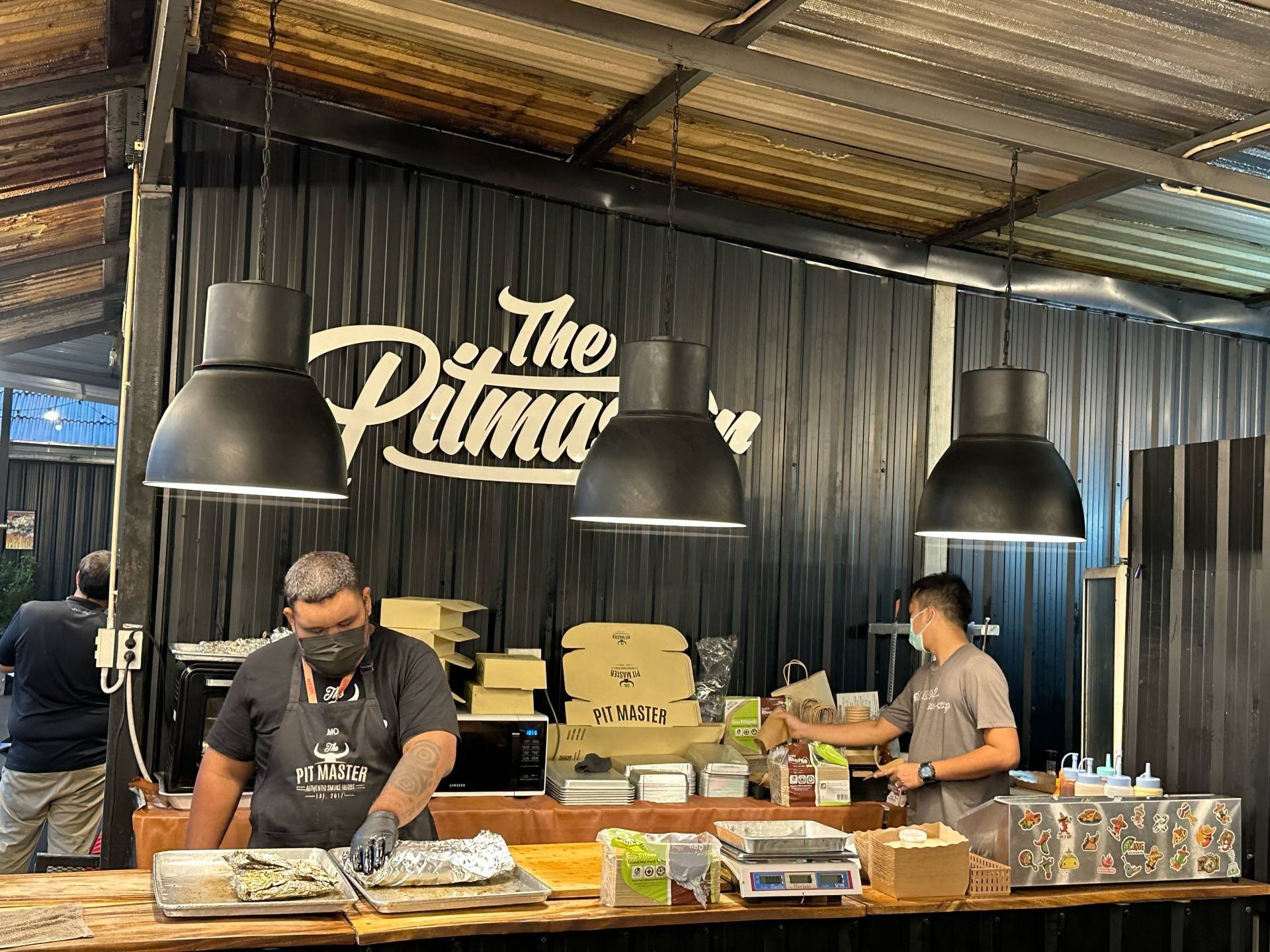 รีวิว The Pit Master - ร้านบาร์บีคิวสไตล์อเมริกันย่านสะพานพระราม5