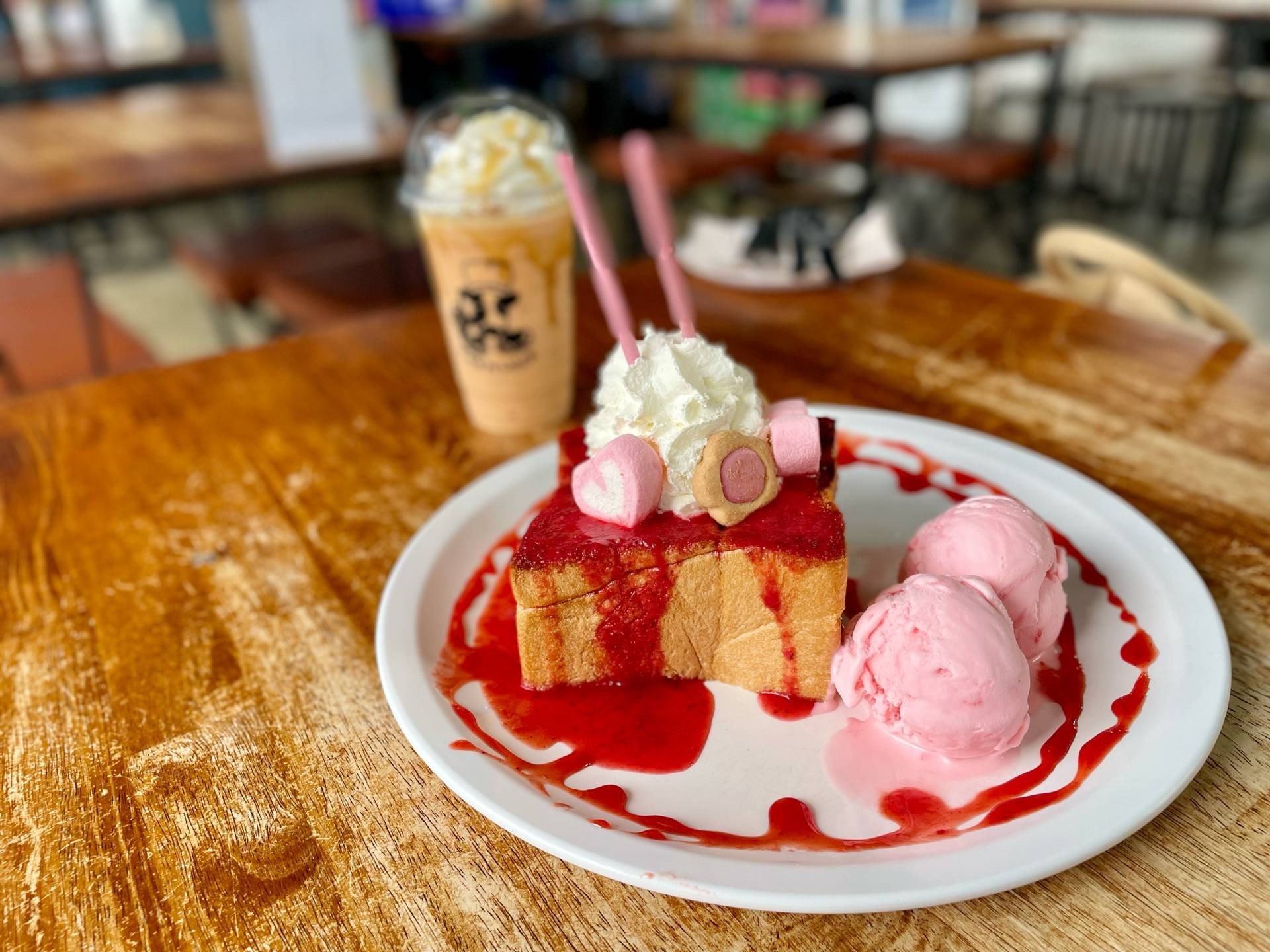 🍞 Farm Luck Toast. (ราคา 129 บาท) ร้าน FARM LUCK ตรงข้าม พุทธบูชา 43