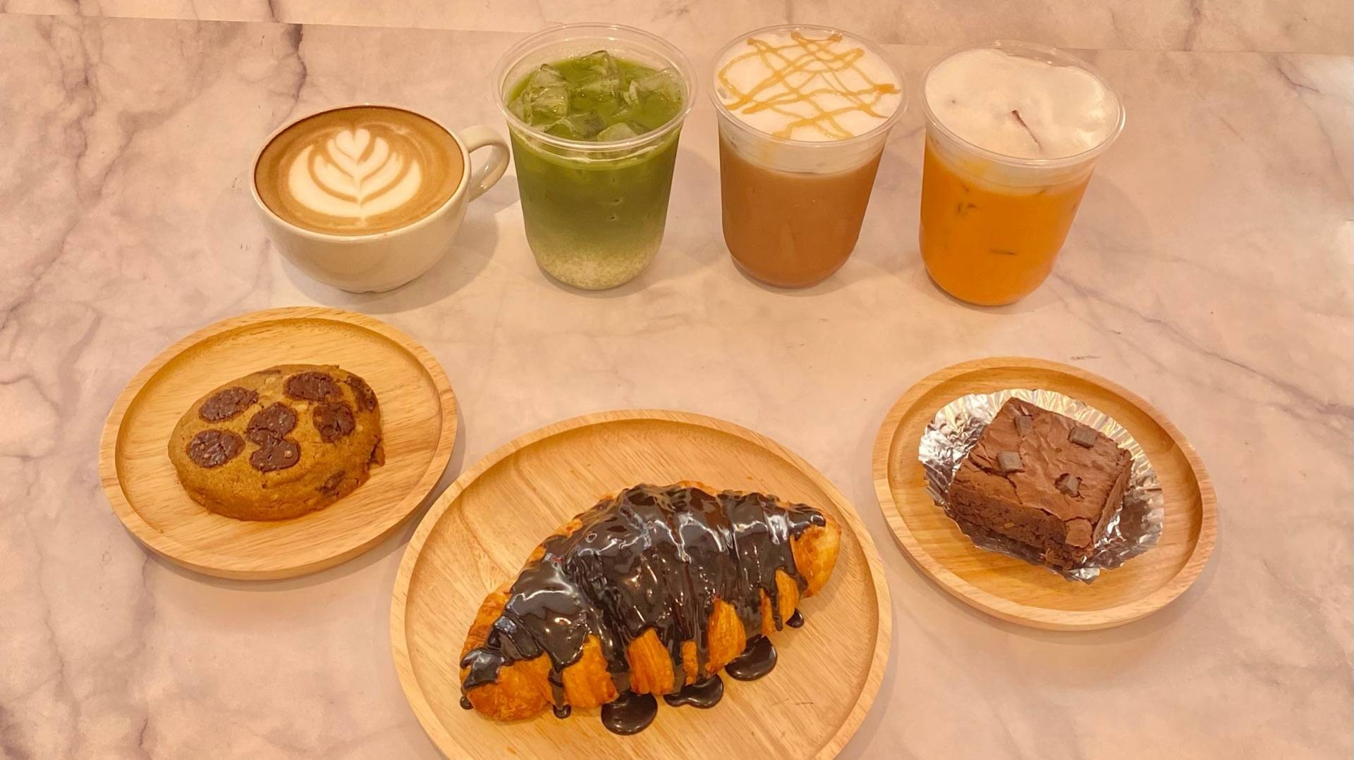 OUMI ORGANIC CAFE @Sathorn สาธร (ถนนนางลิ้นจี่) - สั่งอาหารเดลิเวอรี ...