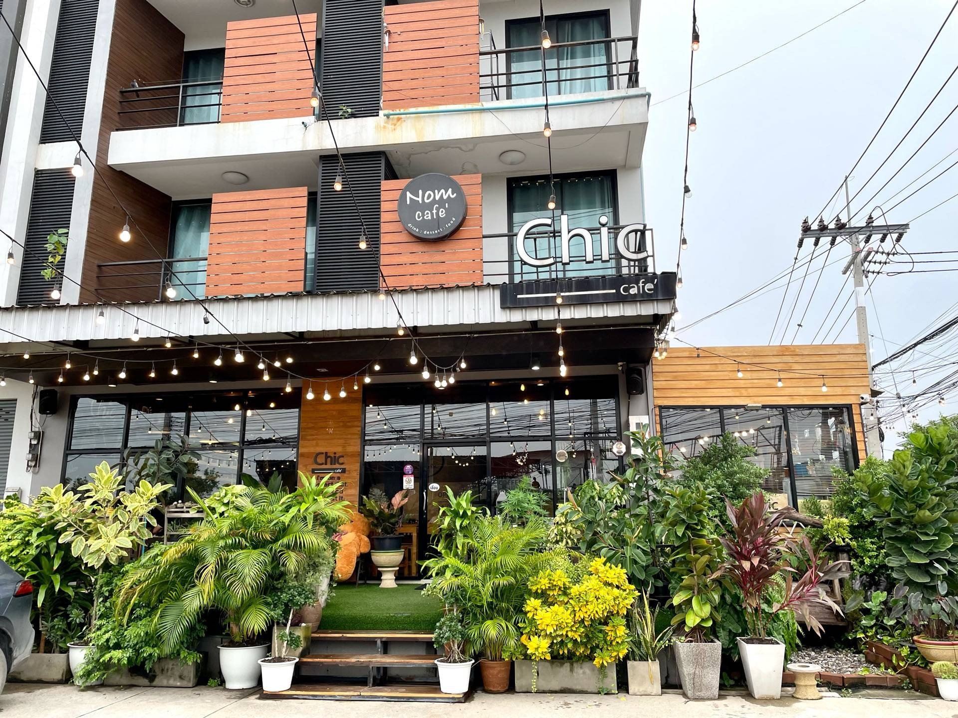 รีวิว Chic Cafe' - 🥘 อาหารอร่อยทุกจานที่สั่ง ราคาไม่แพง จานใหญ่ให้เยอะ ...