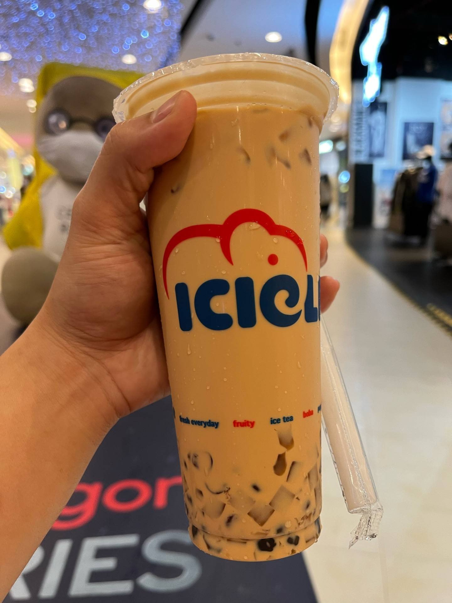 รีวิว Icicles - ชานมไข่มุก กดเองจากตู้