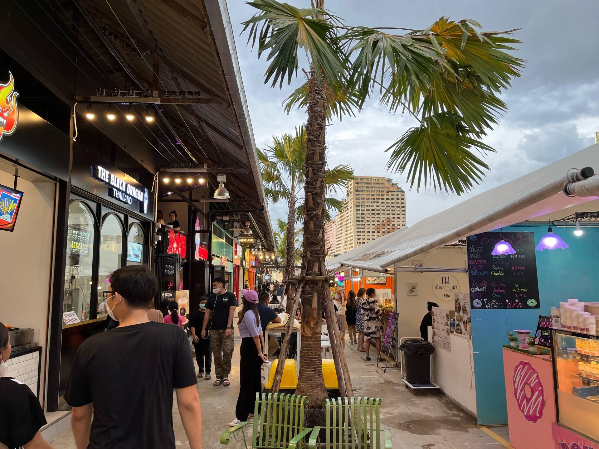 รูป The One Ratchada - Wongnai