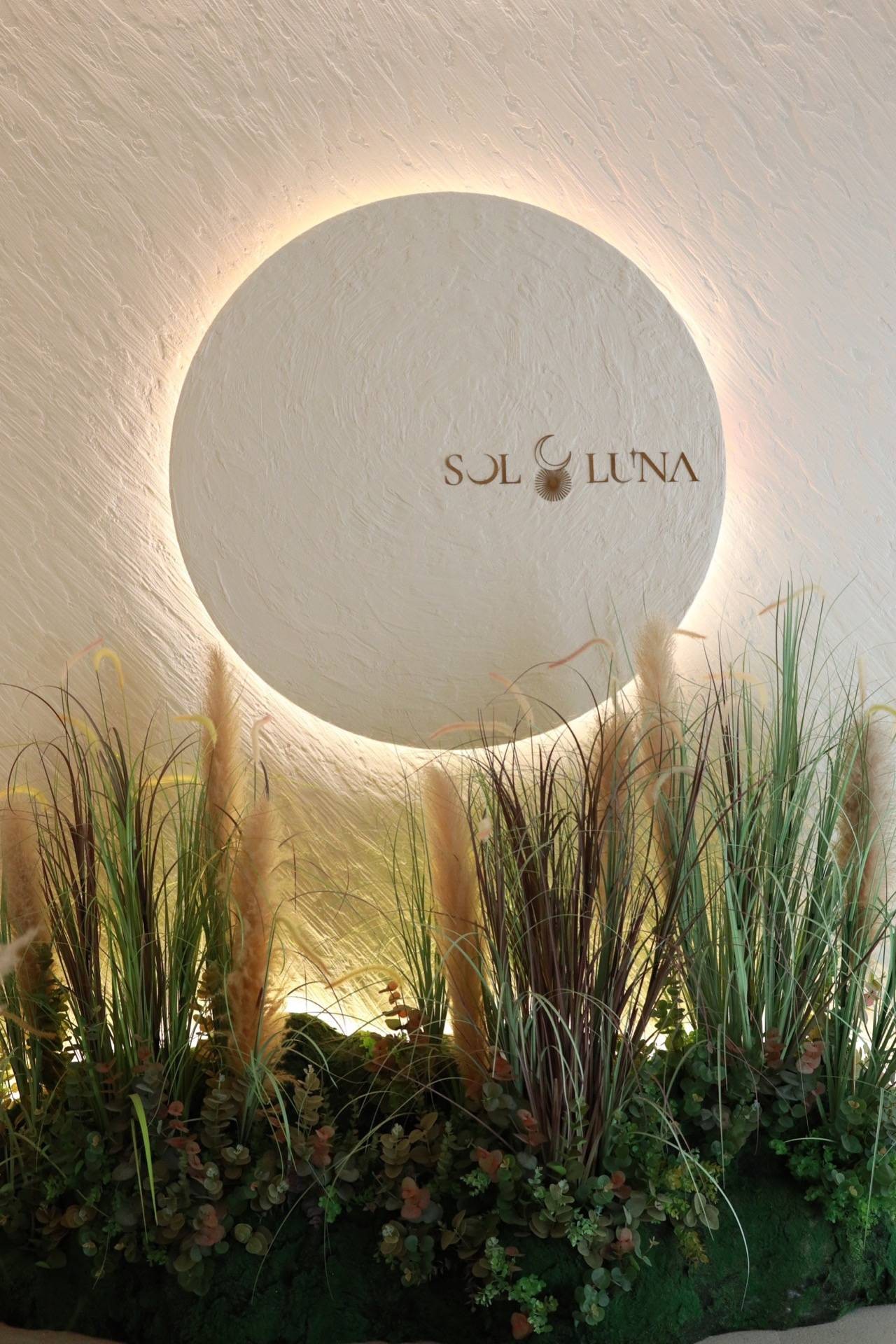 รีวิว Sol and Luna - ทานอาหารสบายๆ บน rooftop โรงแรมใหม่เอี่ยม - Wongnai