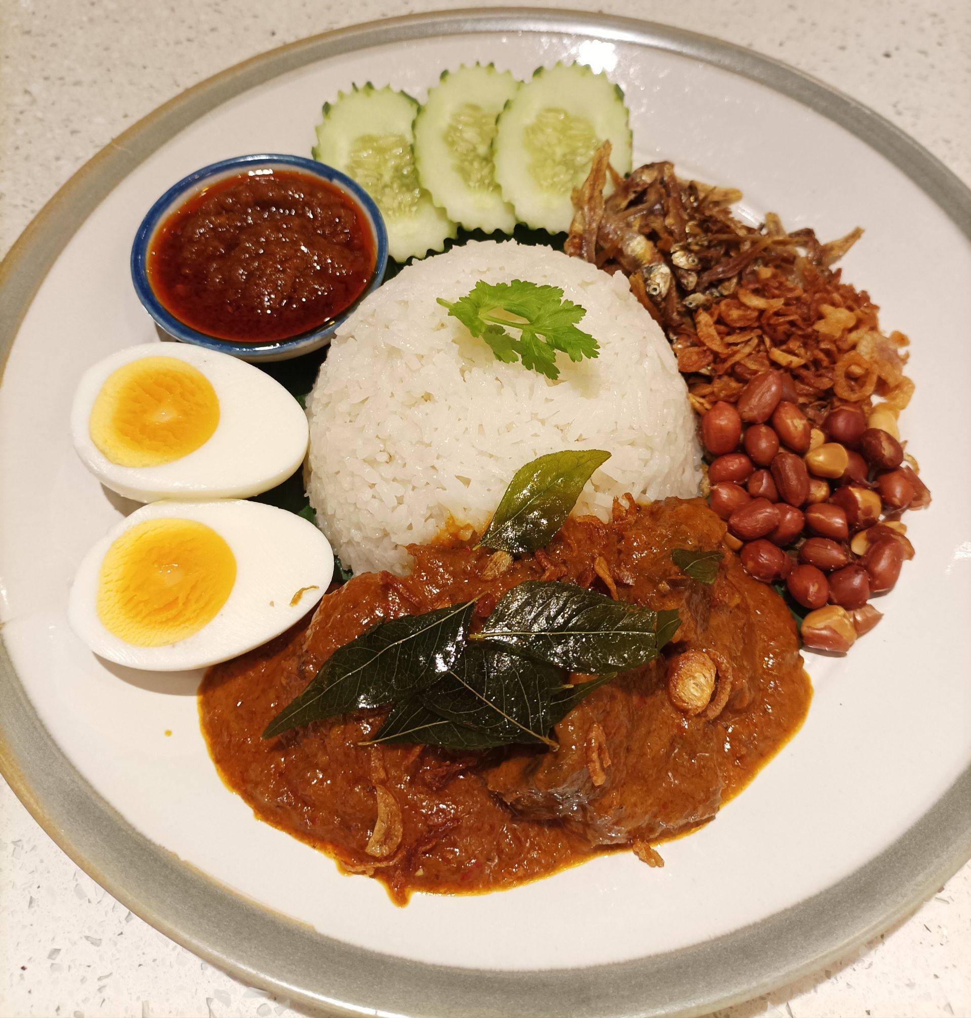 Beef Rendang Nasi Lemak ร้าน Chuan Kitchen Central World