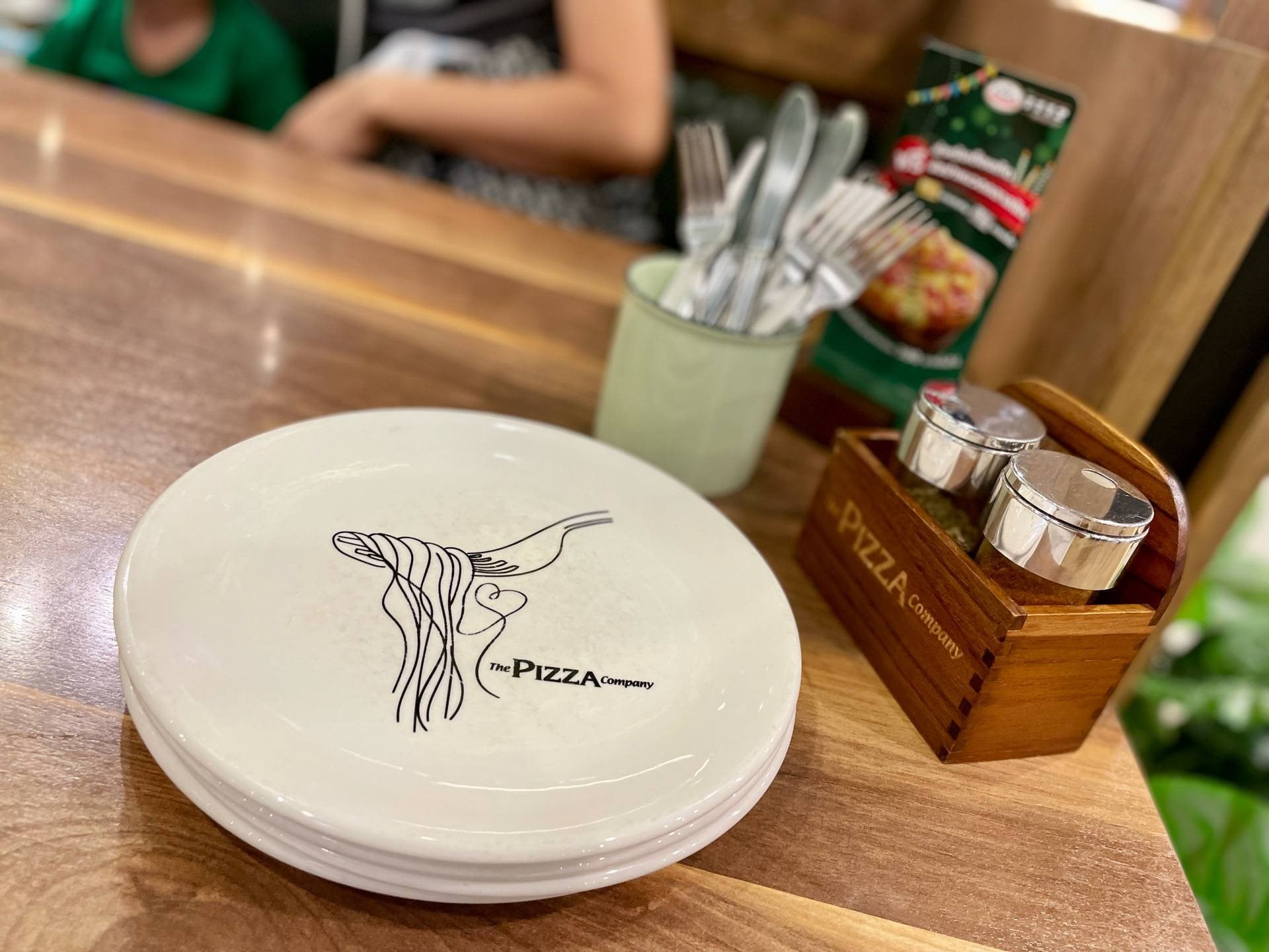 The Pizza Company Weapons. ร้าน The Pizza Company เซ็นทรัลพระราม 2