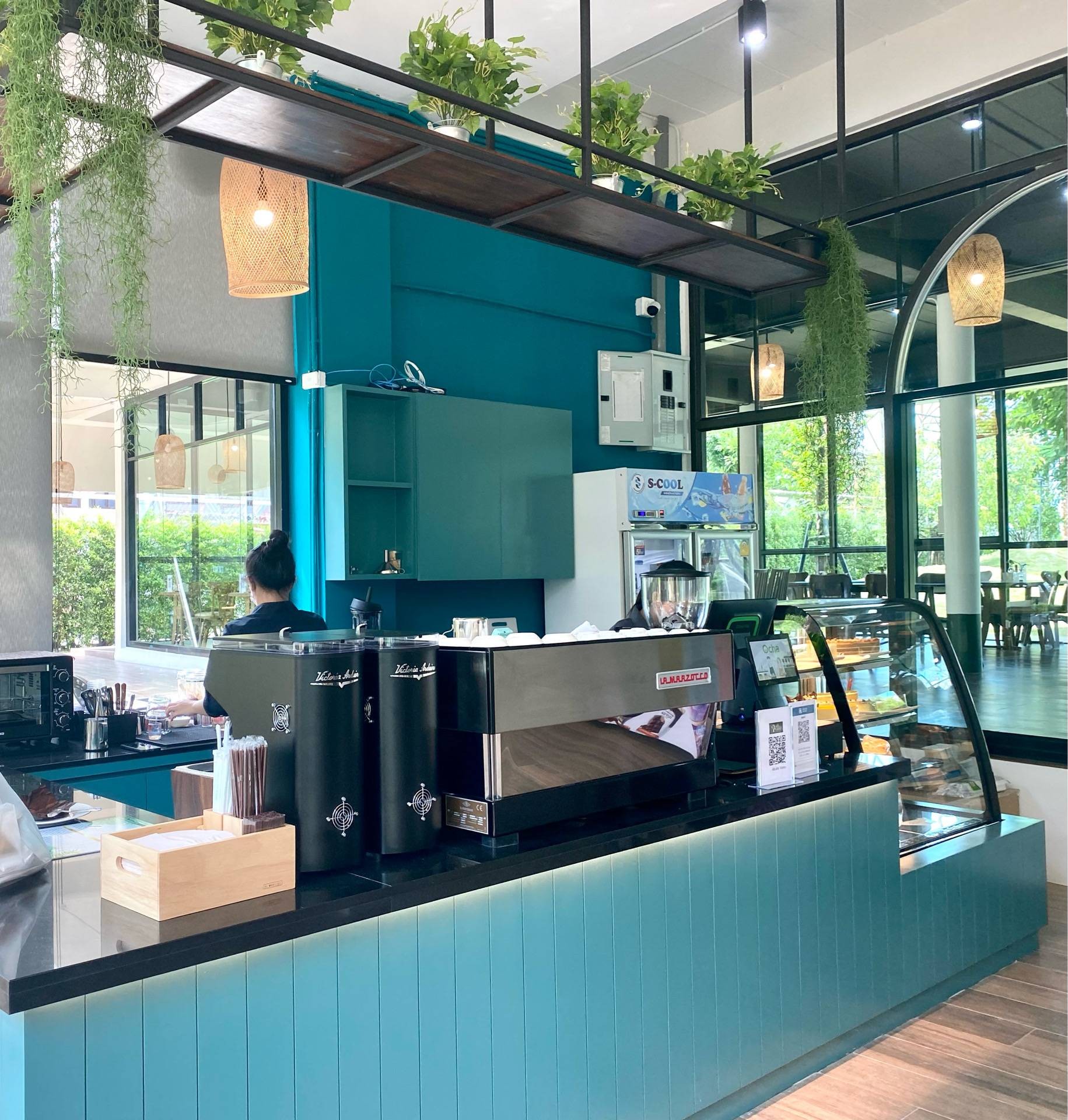 รูป 48 Café & Restaurant