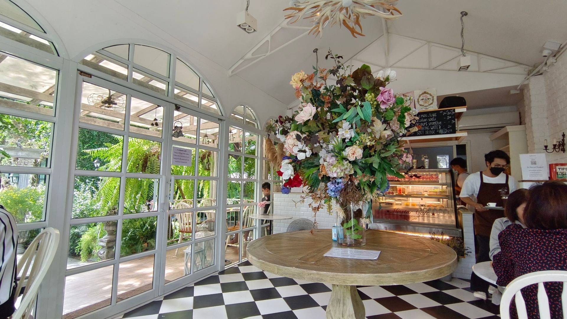รูป Misstar Cafe by Davika