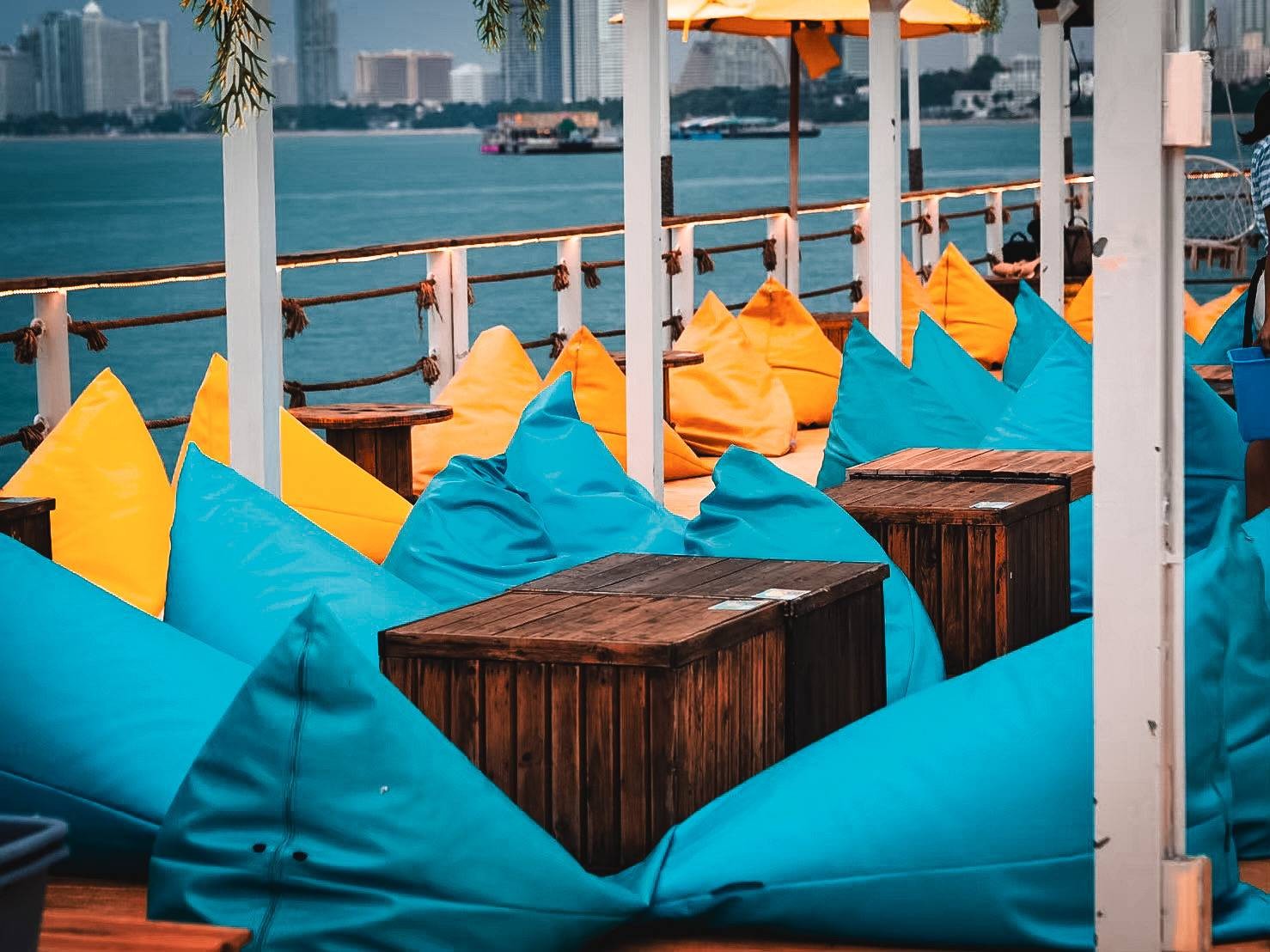 รูป TAPPIA Floating Cafe PATTAYA