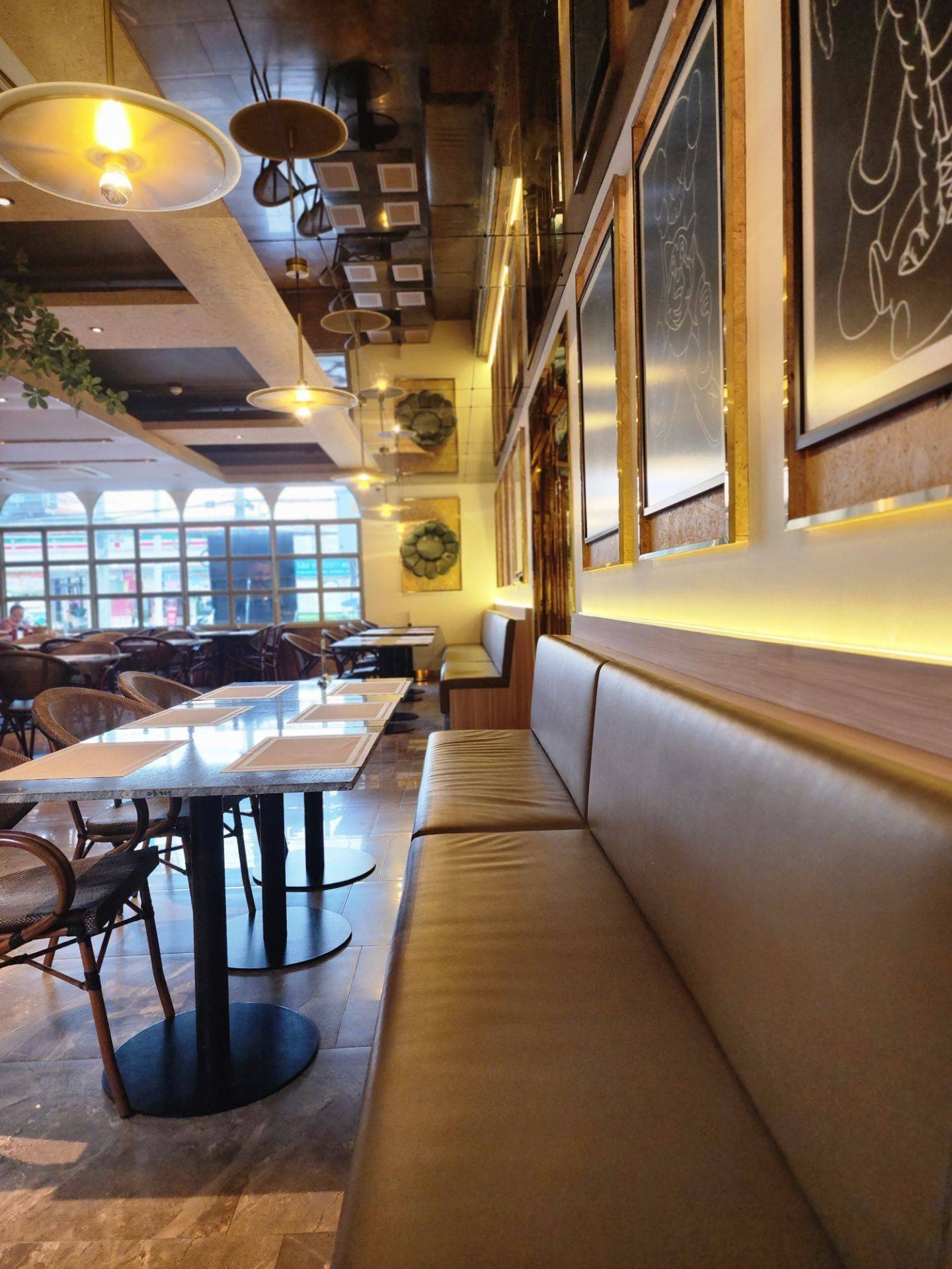 รูป Frame Cafe & Restaurant งามวงศ์วาน 47 แยก 29