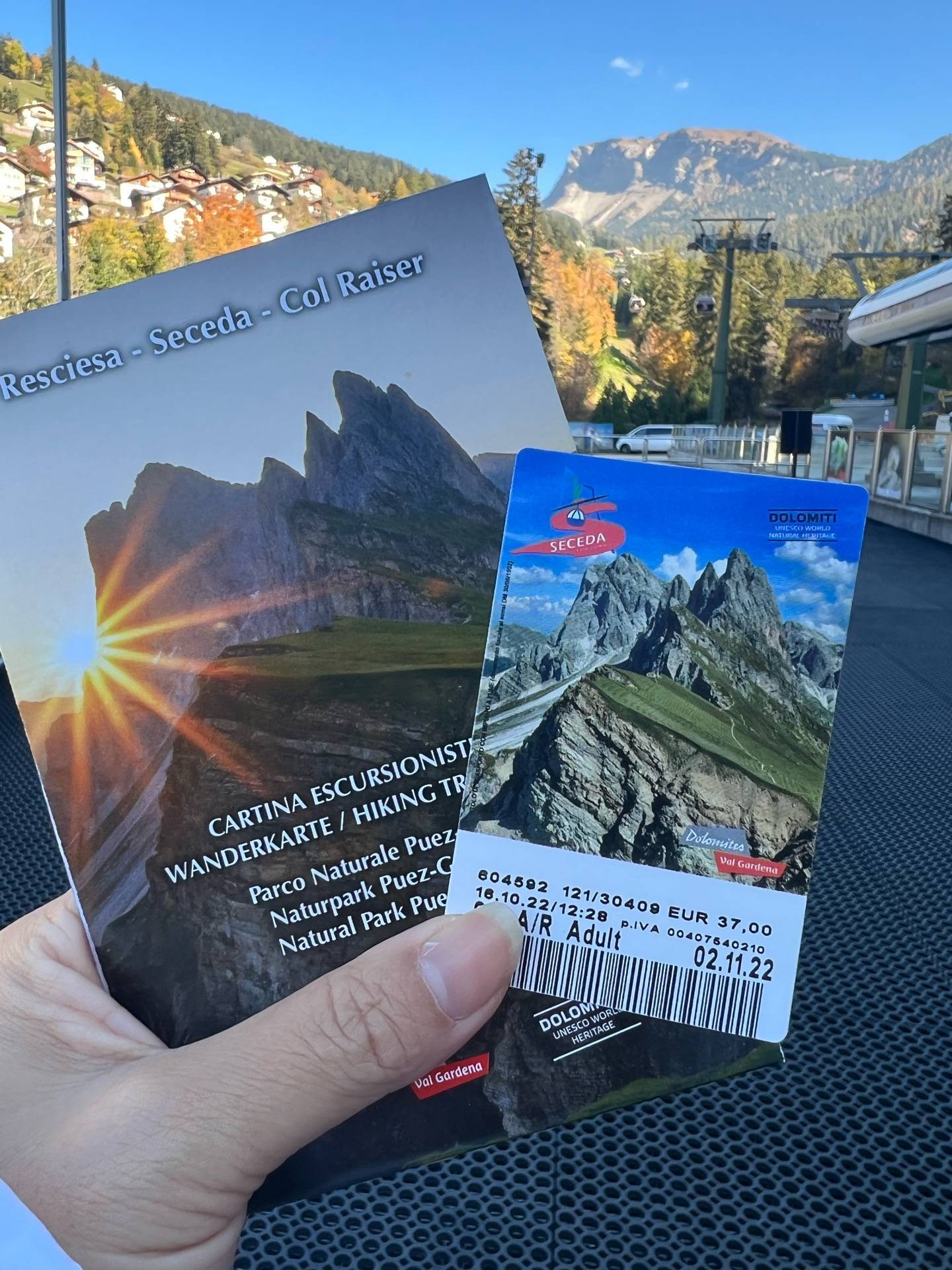 รูป Restaurant Seceda 2500m - The Highest in Val Gardena