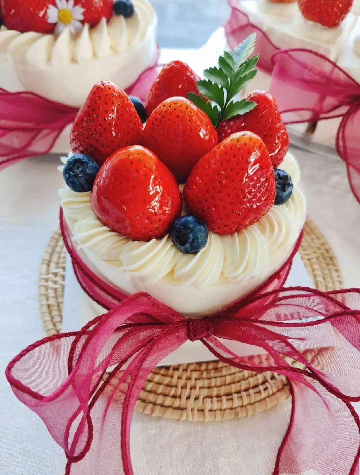 รีวิว Bake me happy (Homemade Cafe) เค้กวันเกิด นนทบุรี - ไม่ตรงปก ราคาแพง