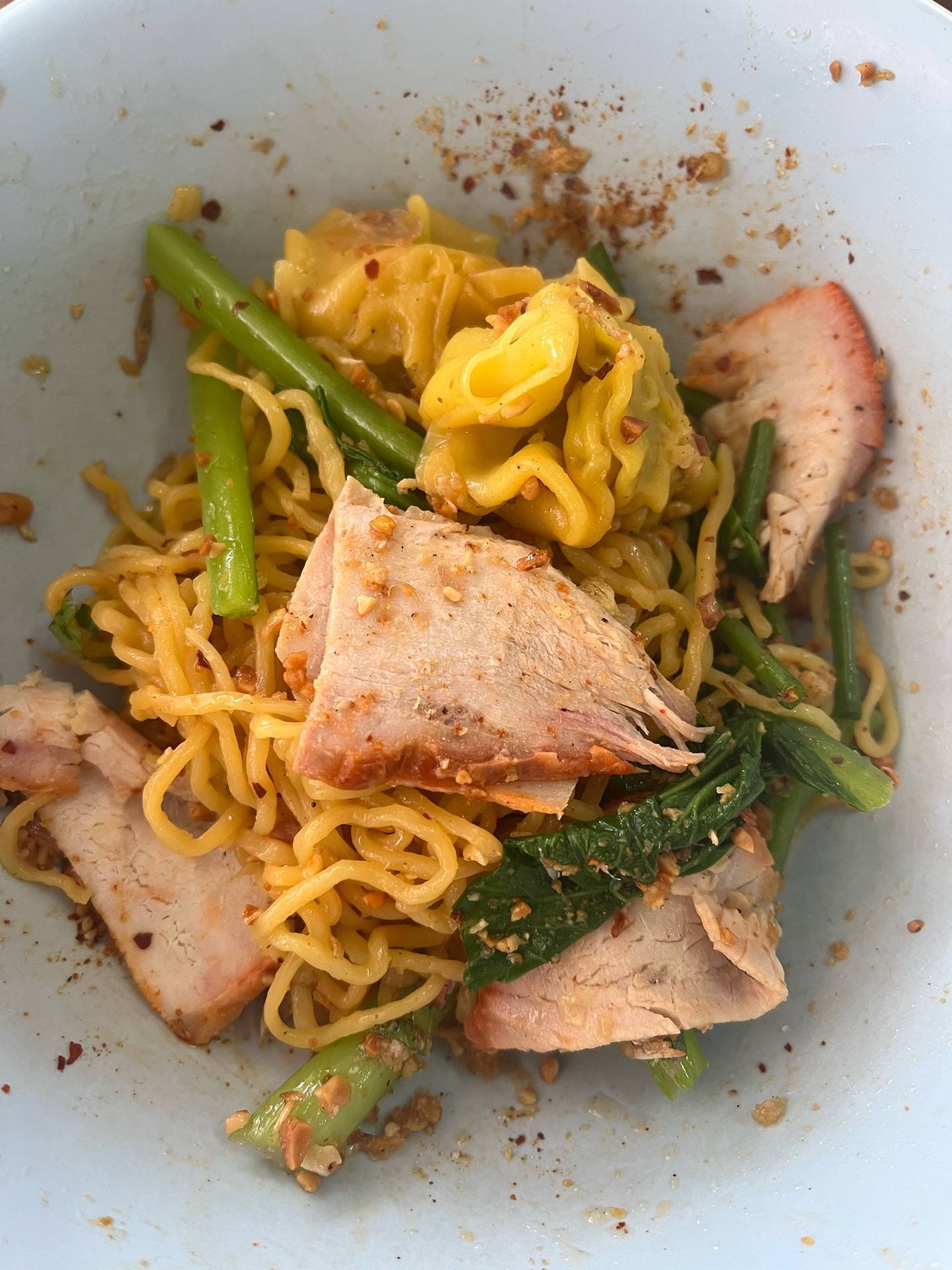 รีวิว ชุนฮั้วบะหมี่เกี๊ยว (Shunhua Noodle) - บะหมี่เกี้ยวแห้งหมูแดง ...