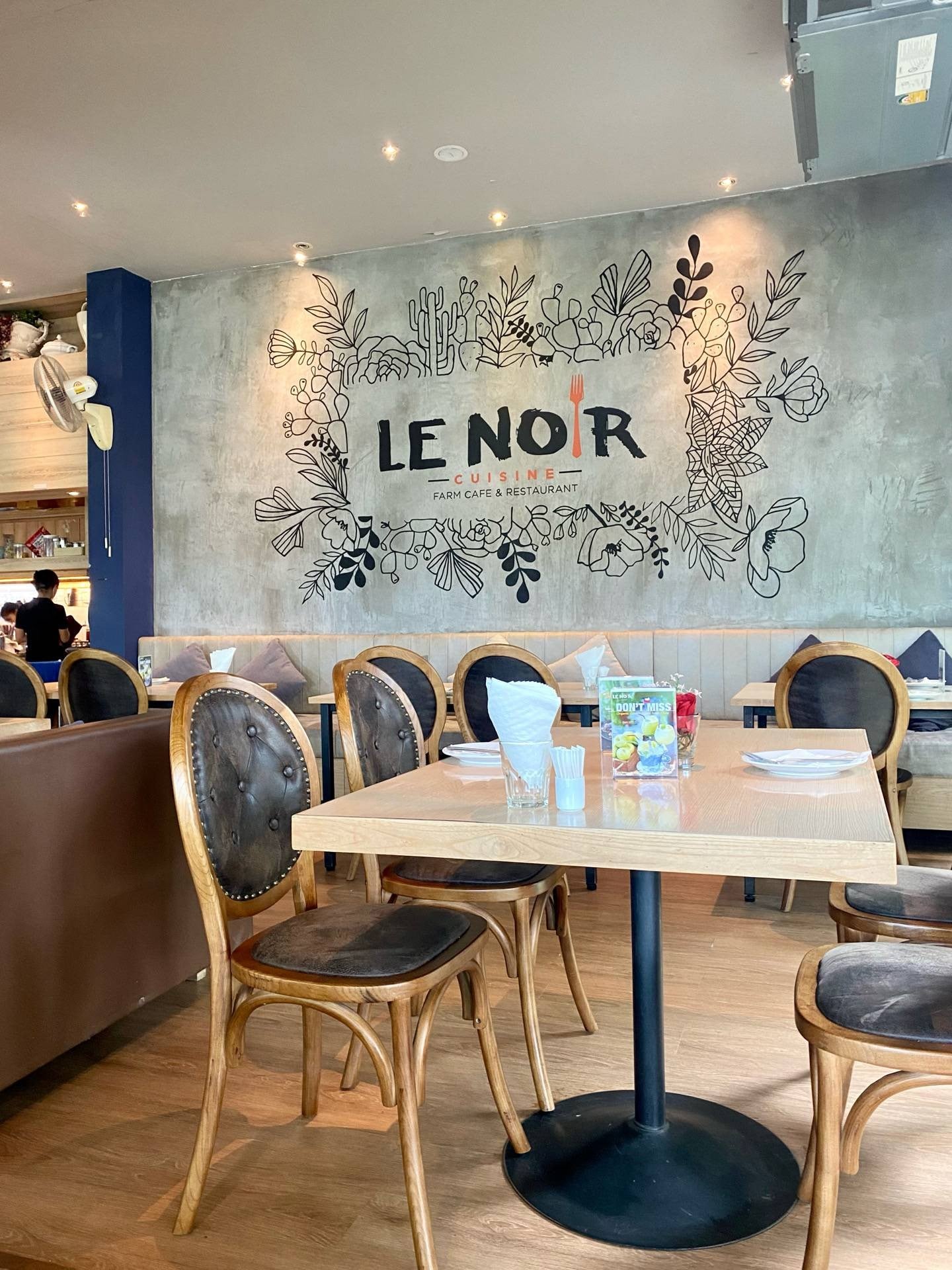 รูป Le Noir Cuisine Farm Cafe & Restaurant เลอนัว ตลาดไท