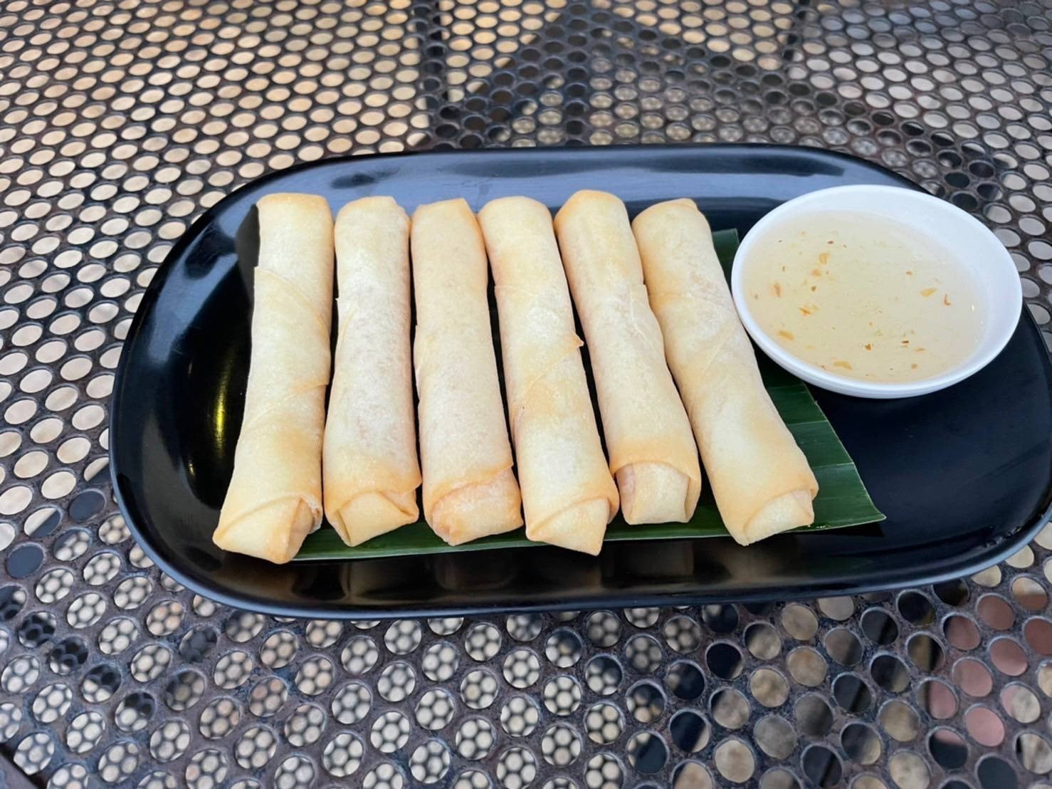 ป่อเปี๊ยแฮีมชีส ร้าน Swing Bar by Ching Cha