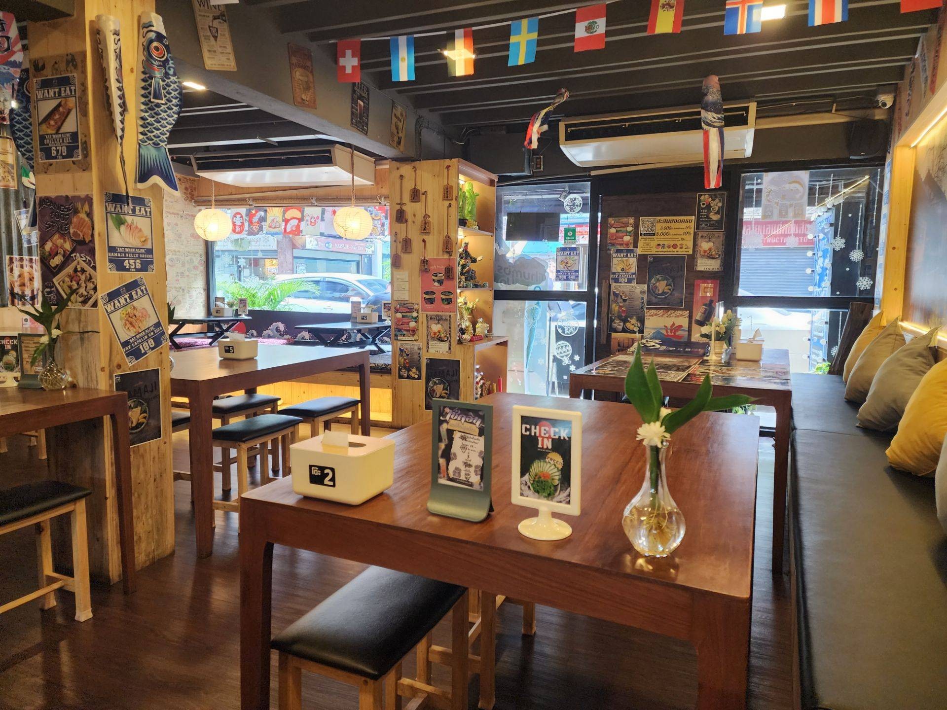 รูป 123 Ichi Ni San Japanese Restaurant @SATHON 1