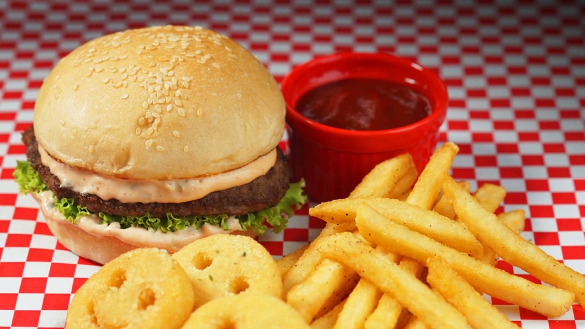 Bang Bang Burgerz Samui - สั่งอาหารเดลิเวอรี | Wongnai x LINE MAN